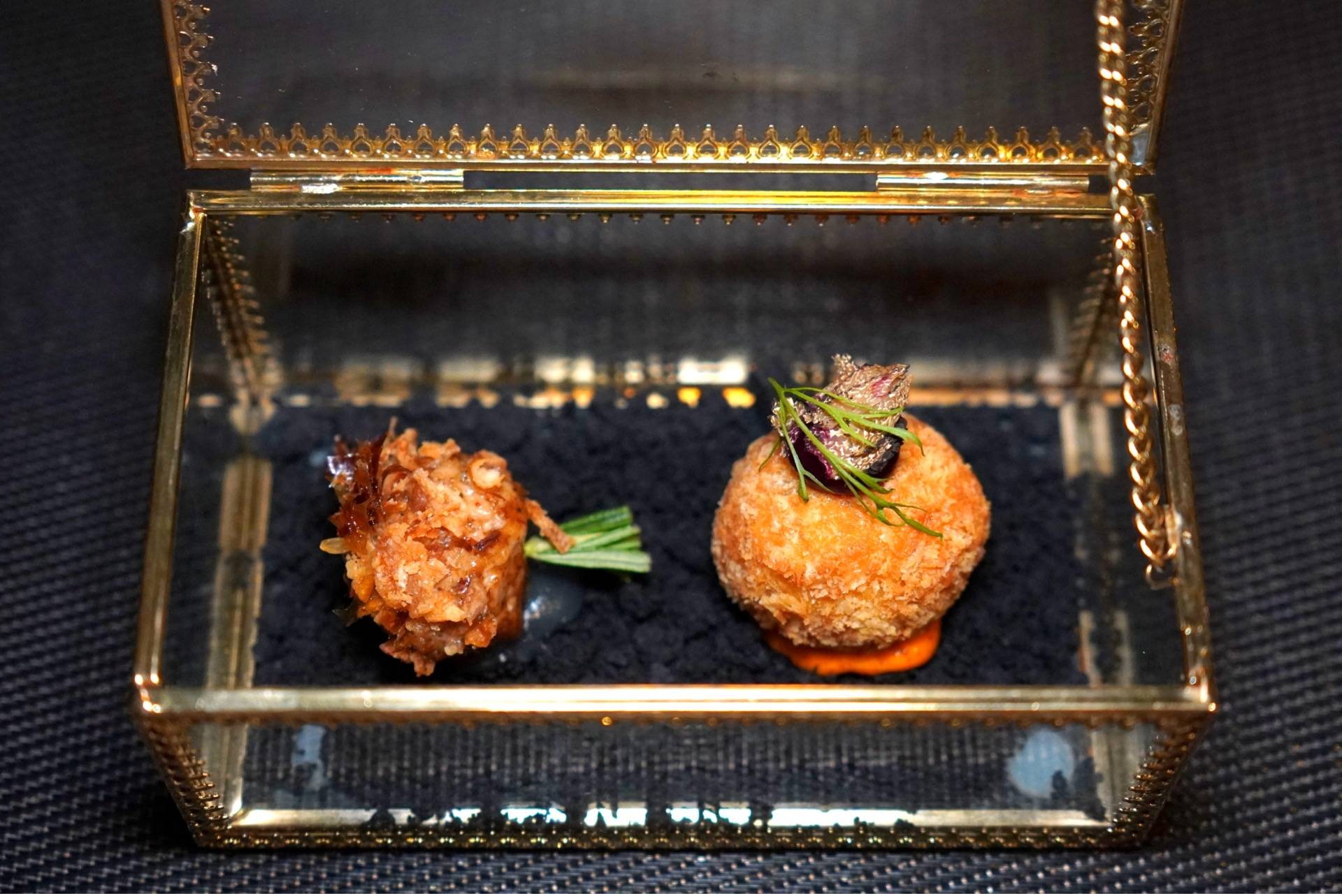 รูป ร้านอาหารจูส์ ไดนิ่ง นนทบุรี