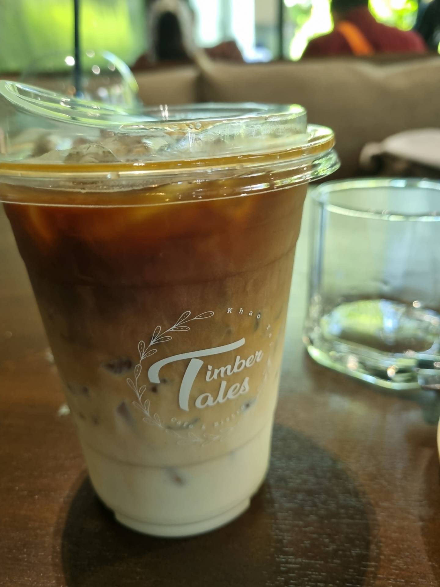 Latte ร้าน Timber Tales Cafe and Bistro Khaoyai