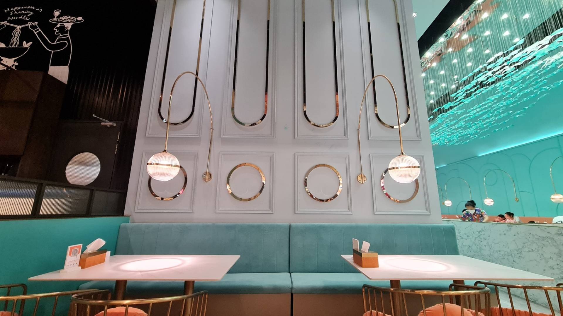 รูป LT Fish Restaurant Central Rama 9