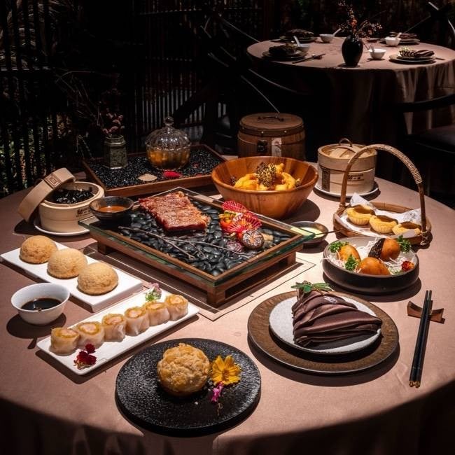 [รีวิว] ร้าน LAOTENG Arnoma Grand Bangkok | เมนูแนะนำ รูปภาพ ราคา