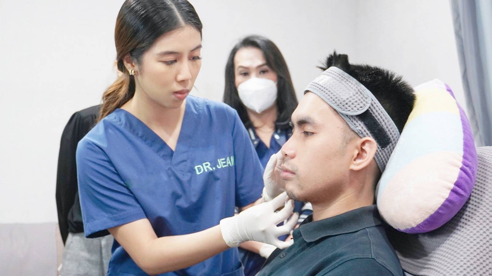 ร้าน AES CLASS Clinic