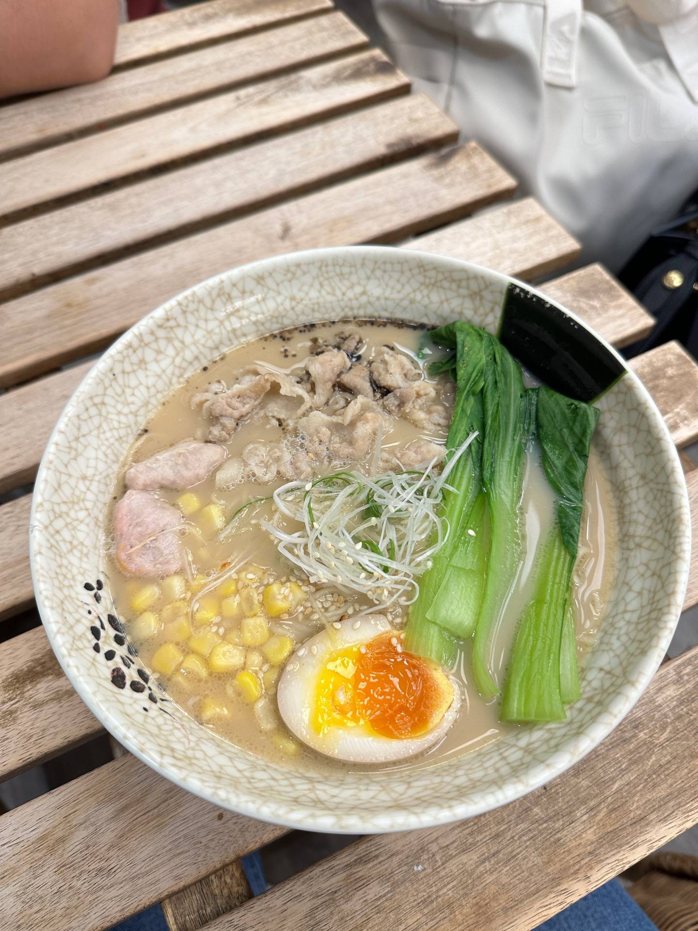 รีวิว Lust Ramen Silom - ร้านราเมงแนวใหม่ ฟิวชั่น น้ำซุปหลากหลาย