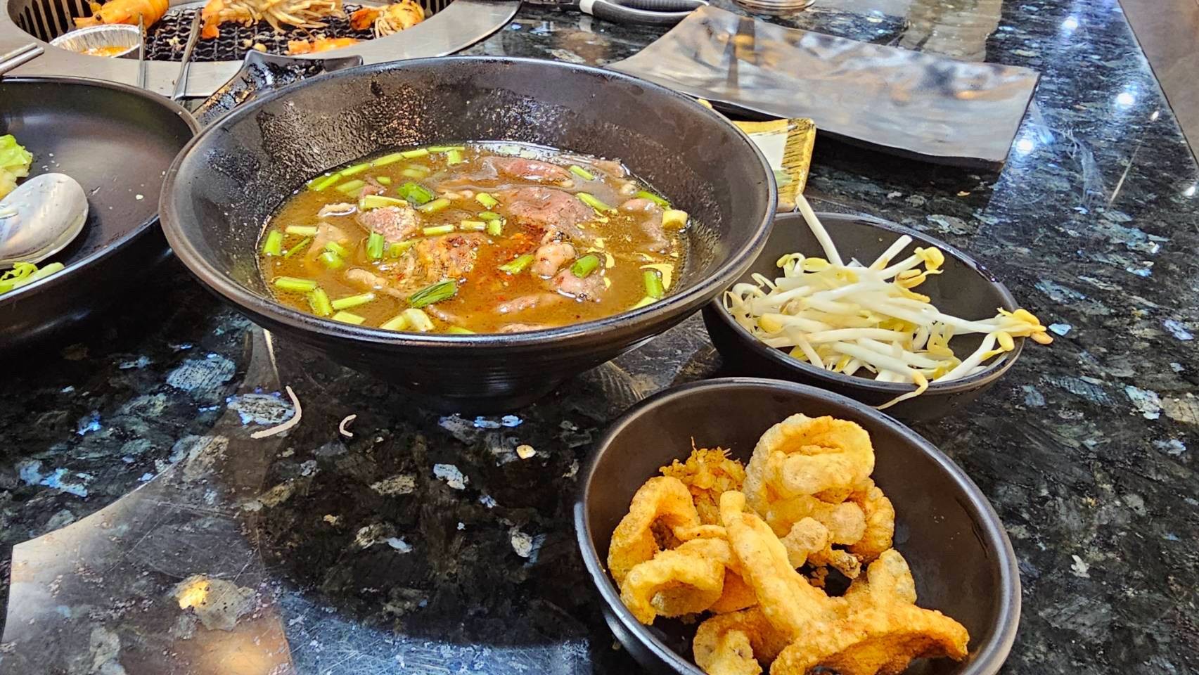 Beef Boat Noodles ร้าน Tenjo Sushi & Yakiniku Premium Buffet Terminal 21