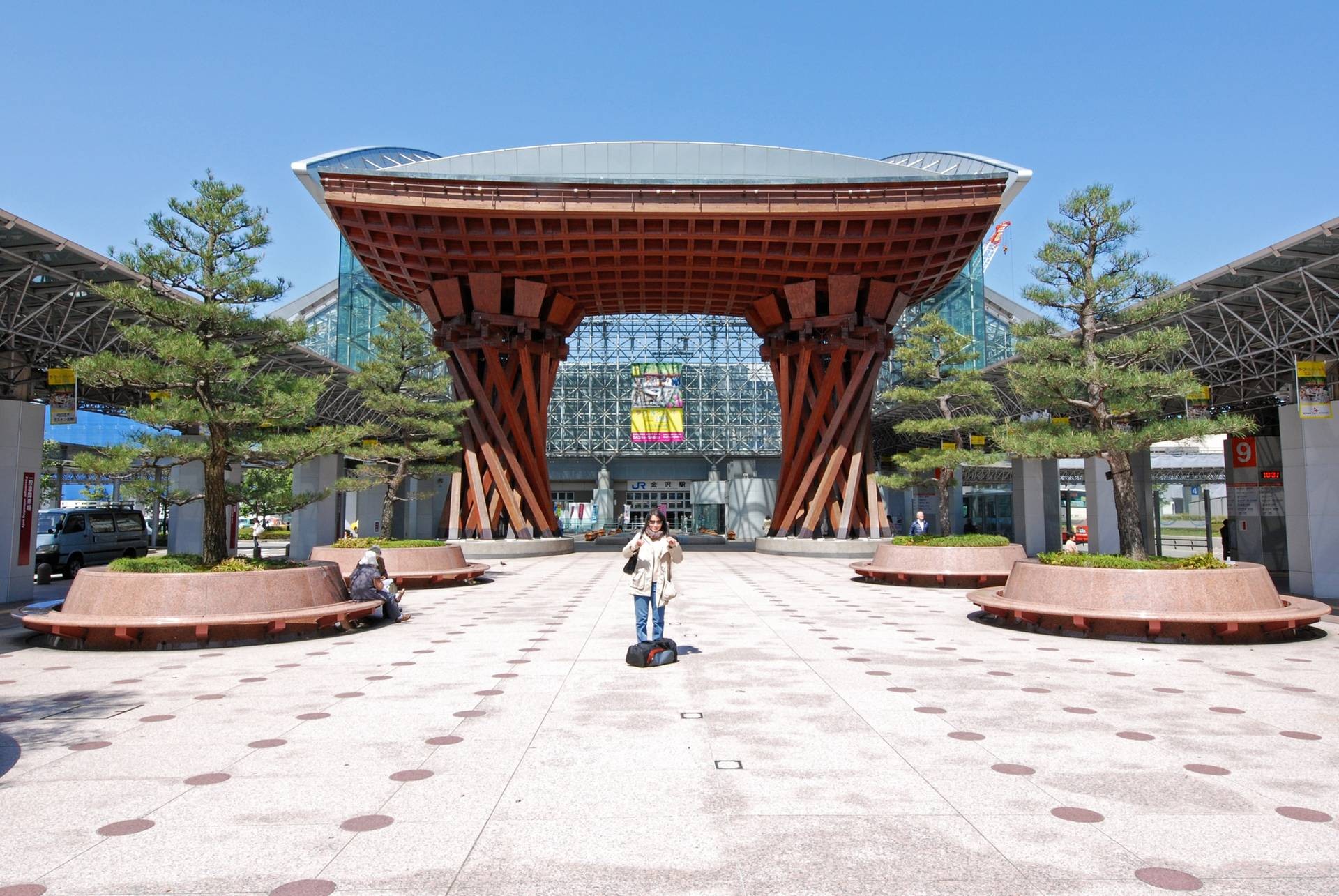 รีวิว Kanazawa Station - หนึ่งในสถานีรถไฟที่สวยที่สุดในโลก