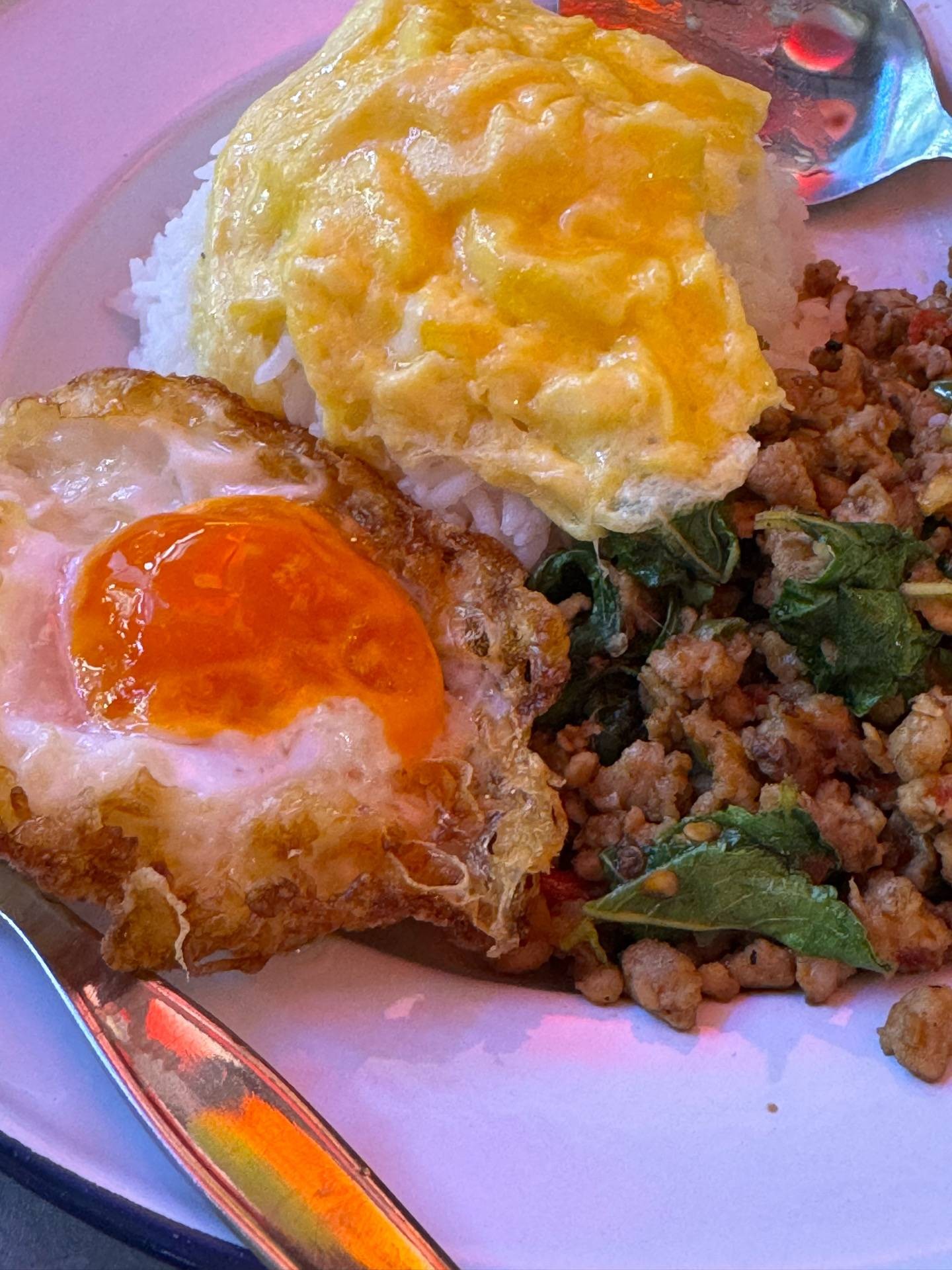 รีวิว Lerdtip Street Emsphere - ร้านสตรีทฟู้ดจากเชฟกิ๊ก กมล