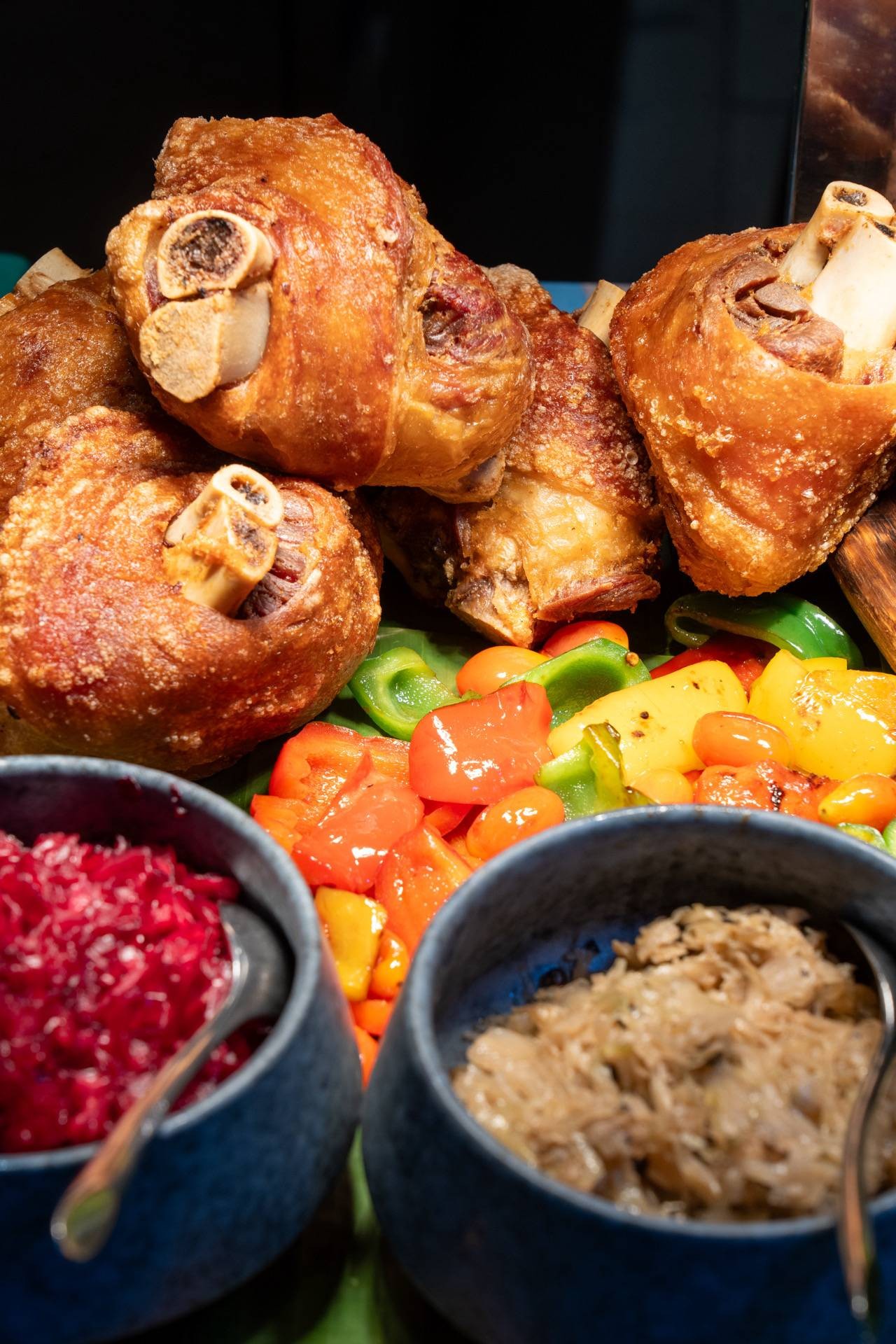 รูป Zeta Cafe โรงแรมฮอลิเดย์อินน์ กรุงเทพฯ