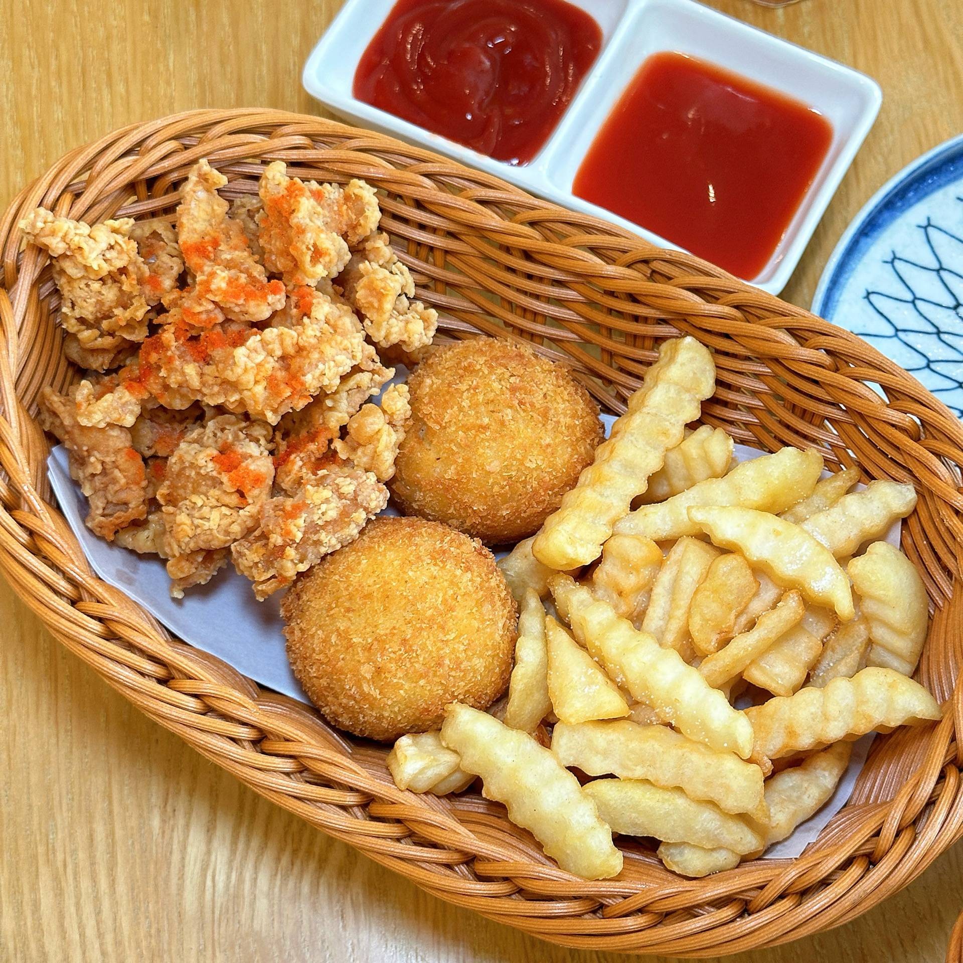 รูป Queen Chicken รามคำแหง118