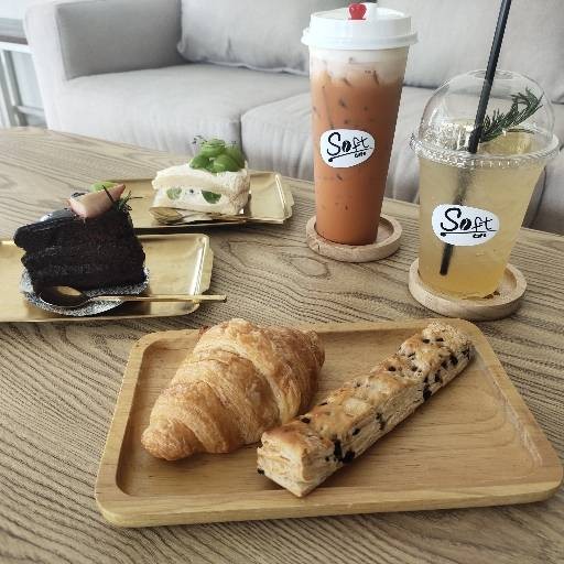[รีวิว] ร้าน Soft Cafe | เมนูแนะนำ รูปภาพ ราคา