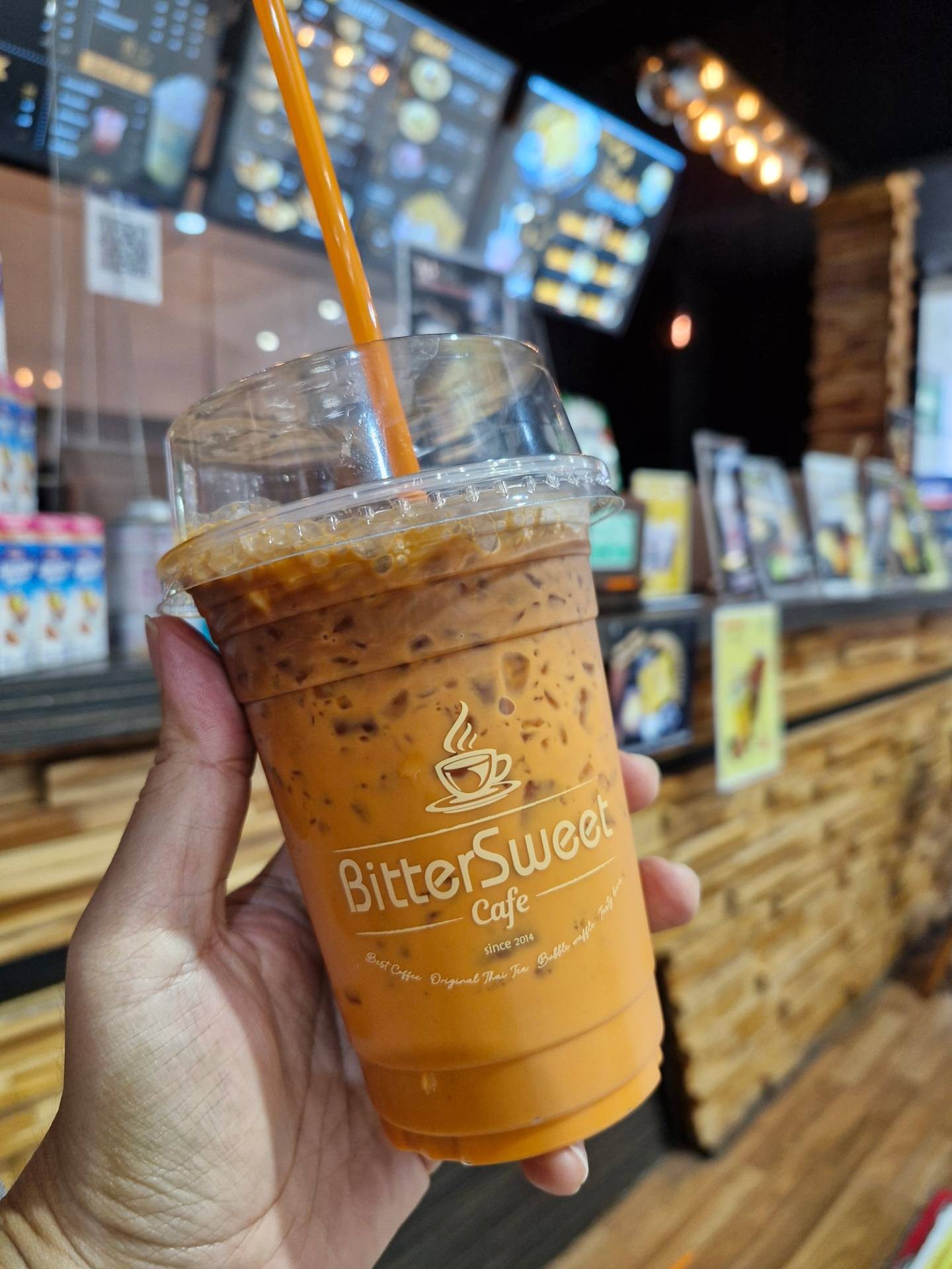 รีวิว Bitter Sweet Cafe' - มาซื้อของแต่งบ้าน ก็แวะกินกาแฟร้านนี้ได้