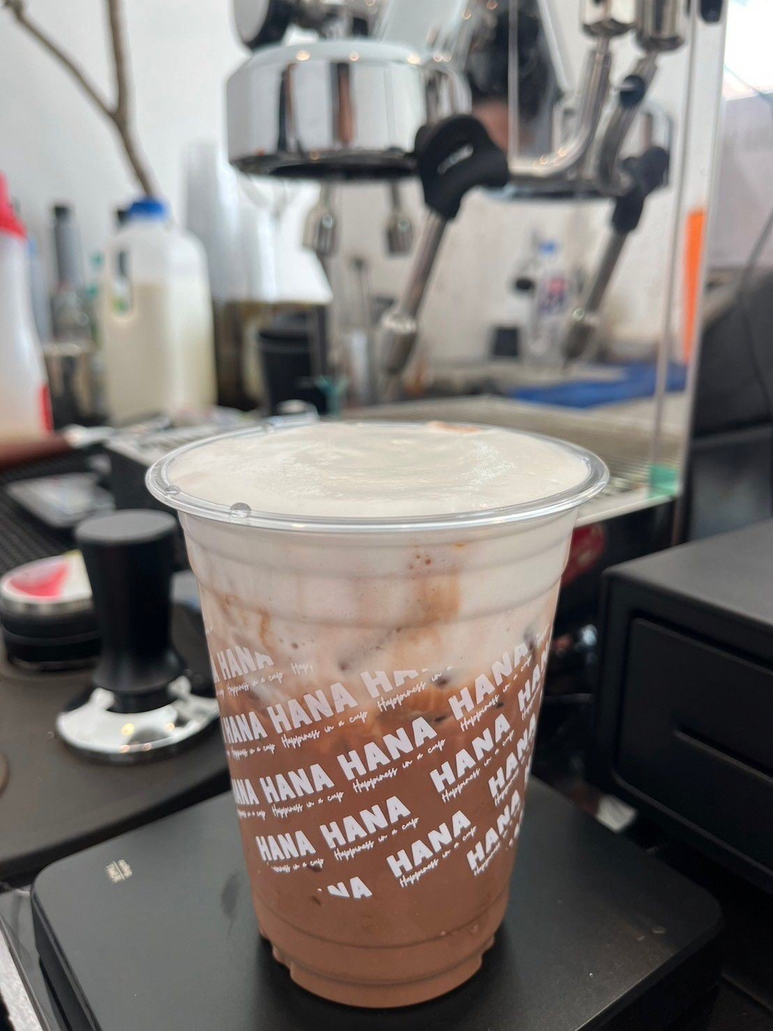 ร้าน Hana Coffee ฝั่งตรงข้ามวัดพระญาติ | รีวิวร้านอาหาร