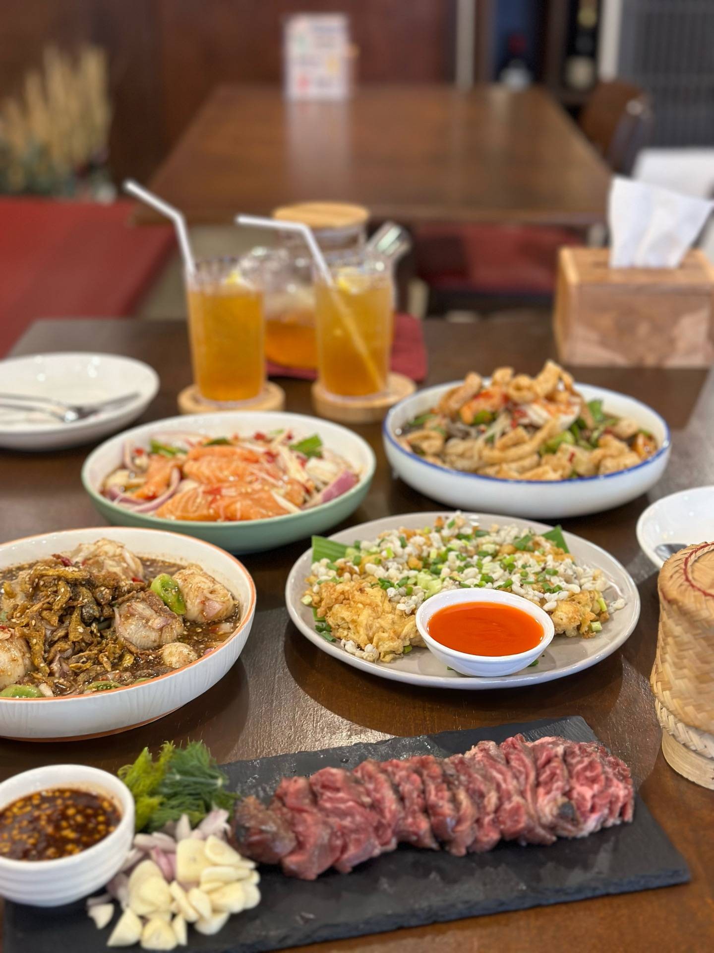 รูป คำแพง บรรทัดทอง - KAMPANG ISAN casual dining บรรทัดทอง