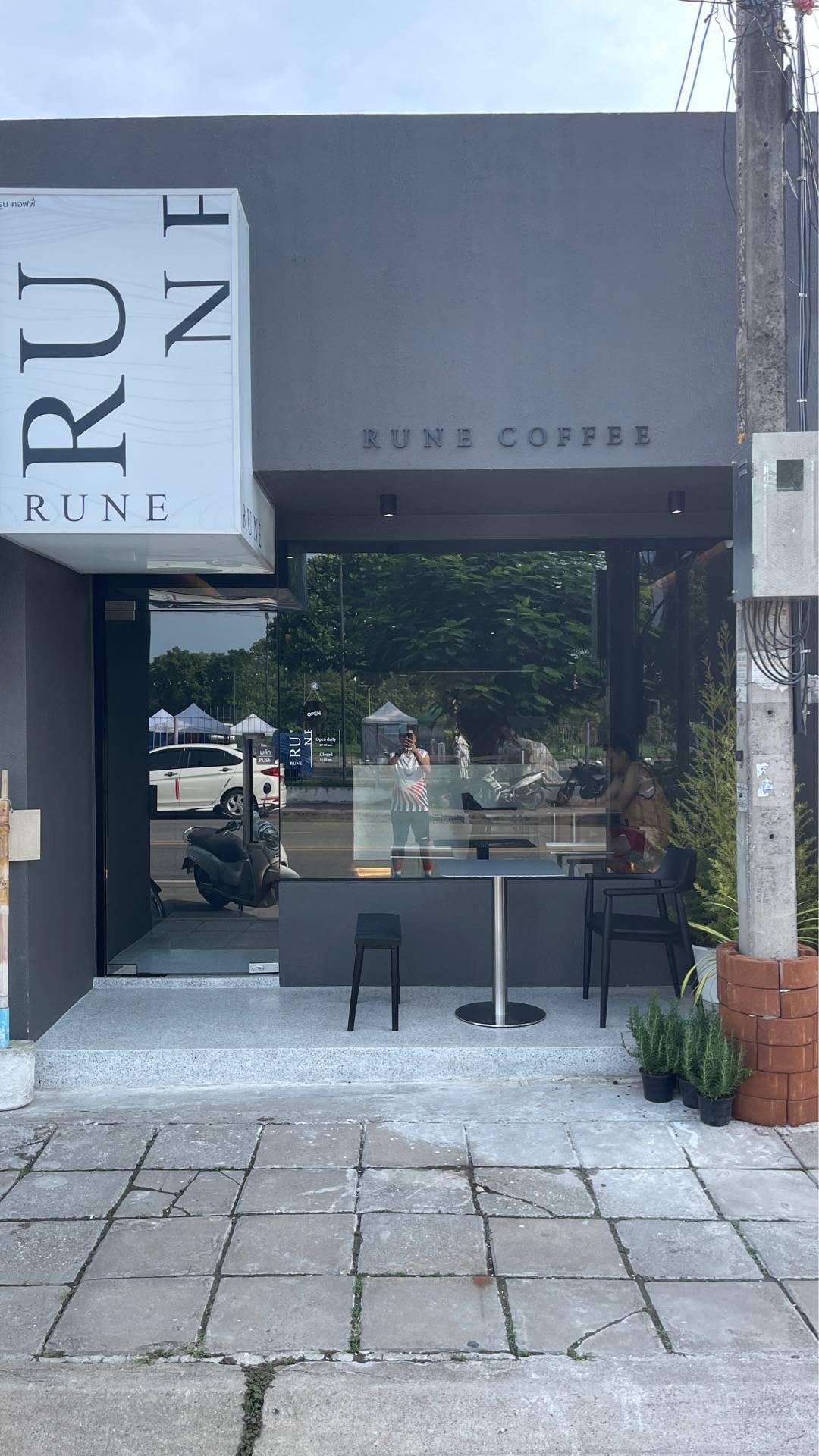 รีวิว RUNE COFFEE - คาเฟ่เปิดใหม่เอาใจสายกาแฟตอนเช้า
