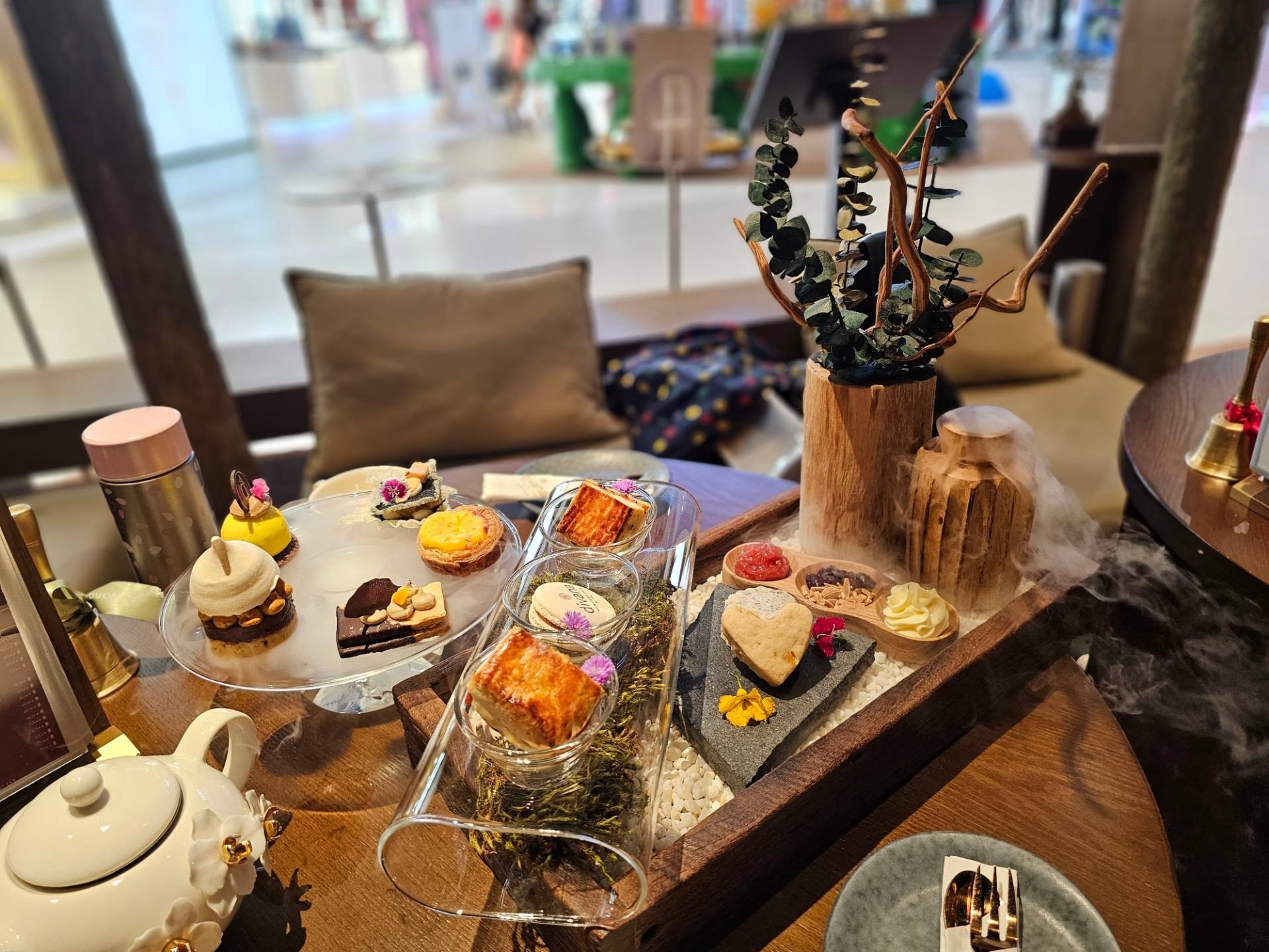 ร้าน Divana Signature Cafe emsphere | รีวิวร้านอาหาร