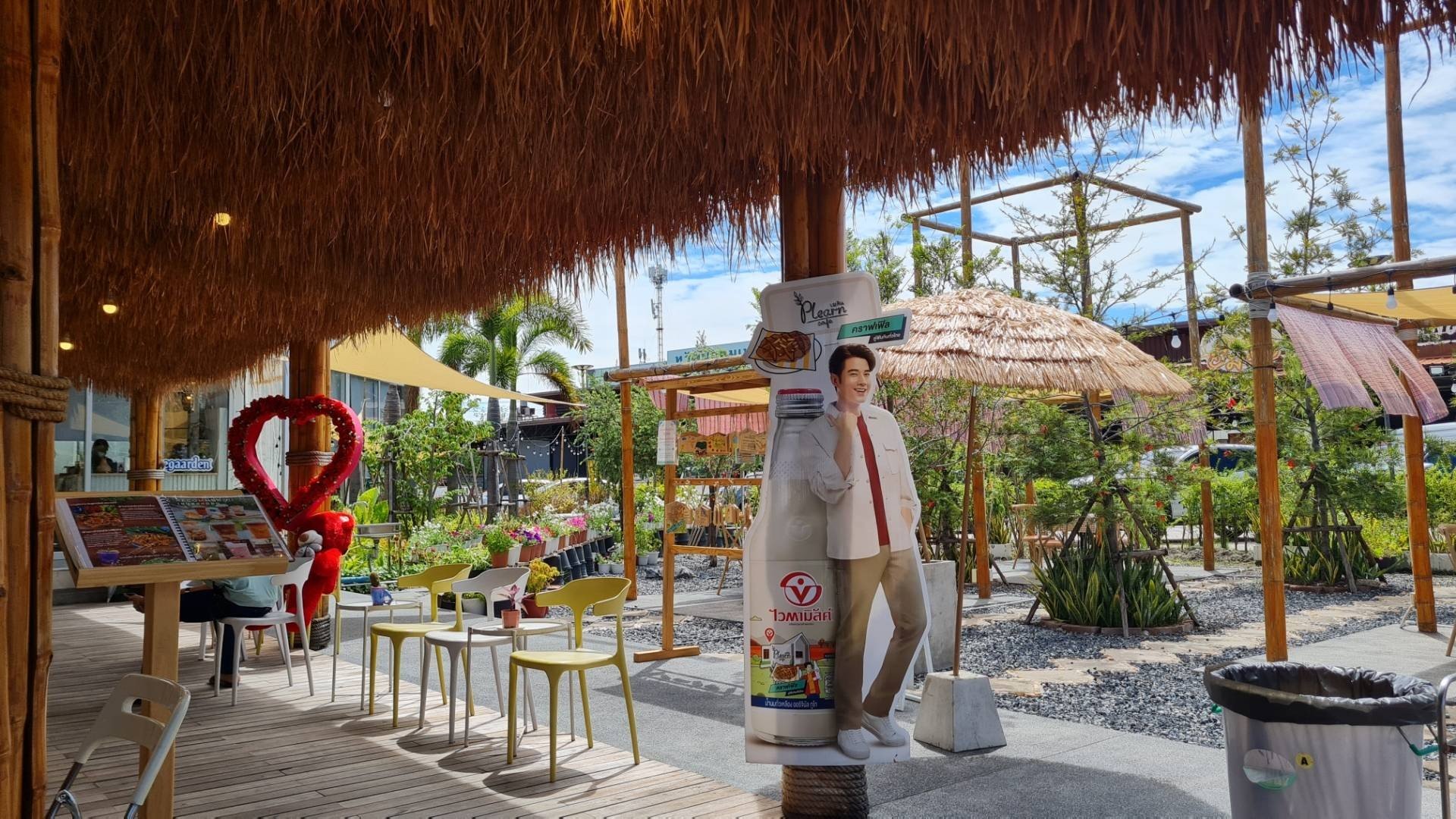 รูป Plearn Cafe Bangpu - เพลิน คาเฟ่ บางปู บางปู