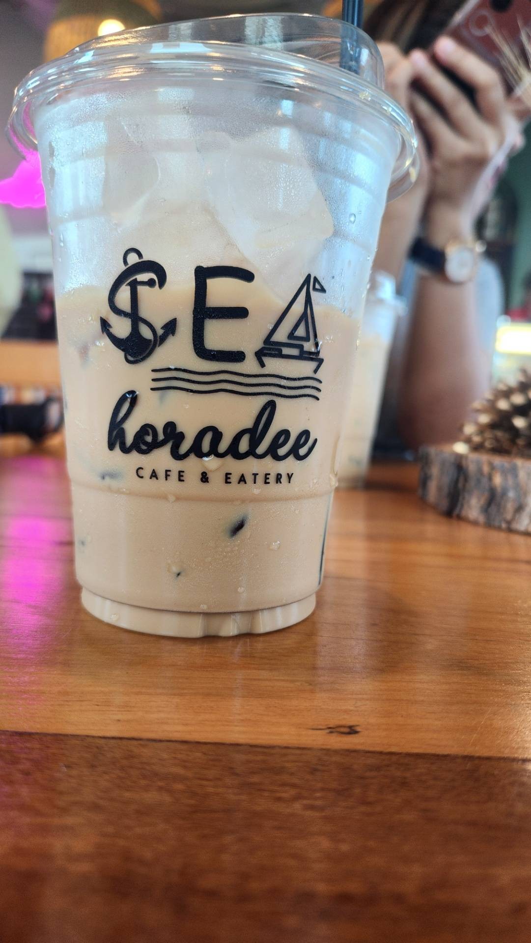 รีวิว Sea Horadee - ร้านสวย สะอาดดีครับ รสชาติเข้มข้น