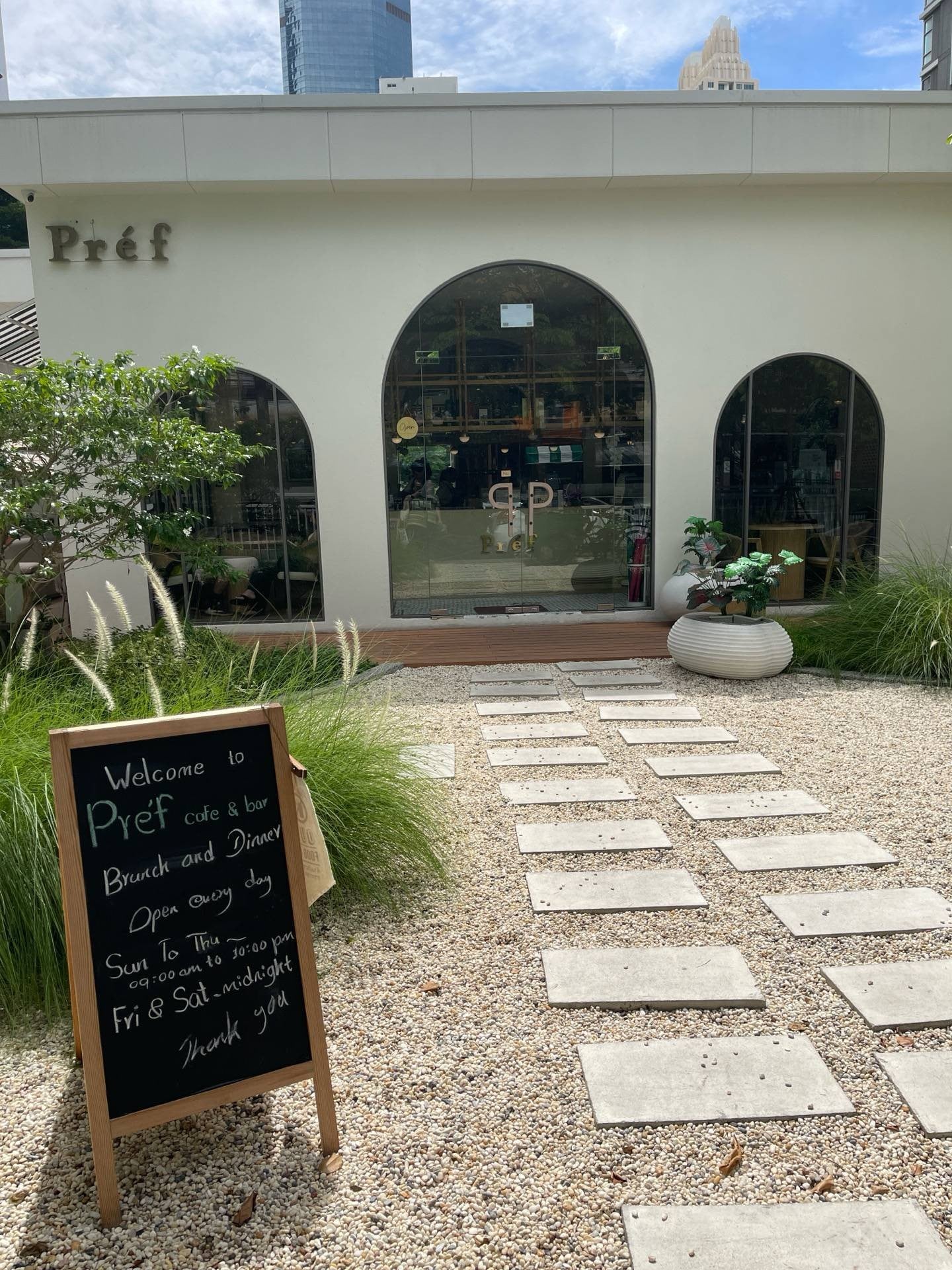 รูป Préf Café & Bar Sathon 11