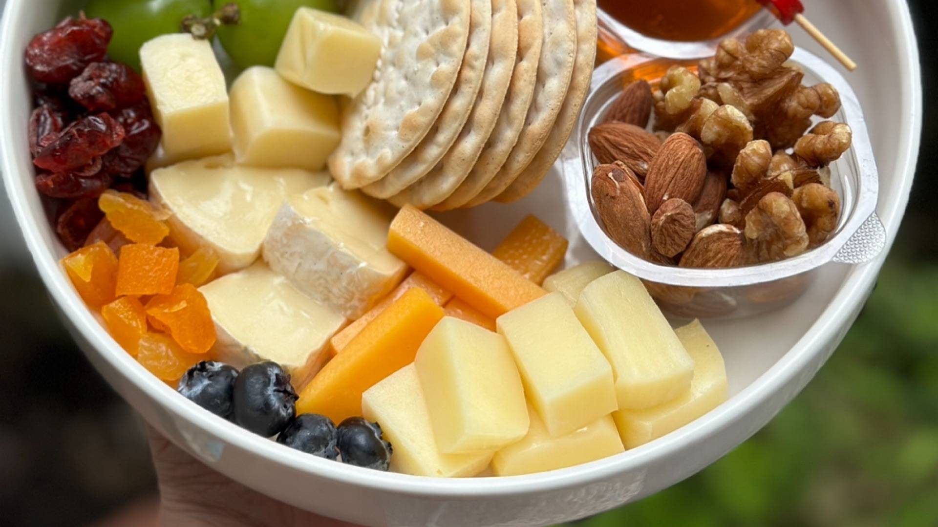 Makky Cheeseboard - สั่งอาหารเดลิเวอรี | Wongnai x LINE MAN