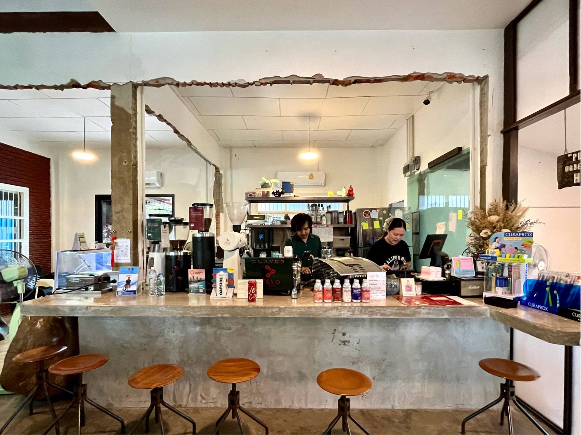 รีวิว Velo Cafe x Rock'n Roast สมอโพรง - Velo Cafe' Hua Hin x 7 A Seven ...