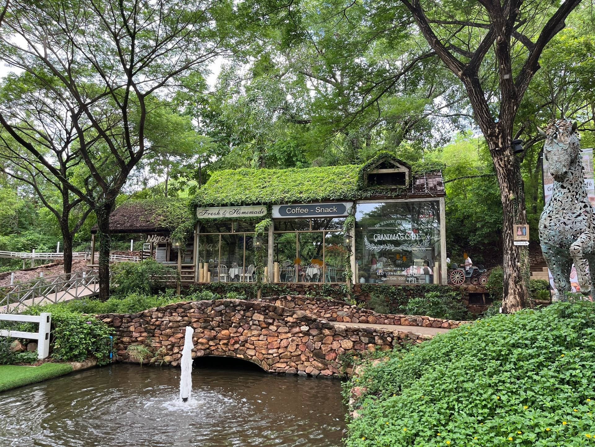 รีวิว Grandma's Cafe สวนผึ้ง ราชบุรี - Grandma’s Cafe 🌳🌳🌳☕️🫧 คาเฟ่สุด ...