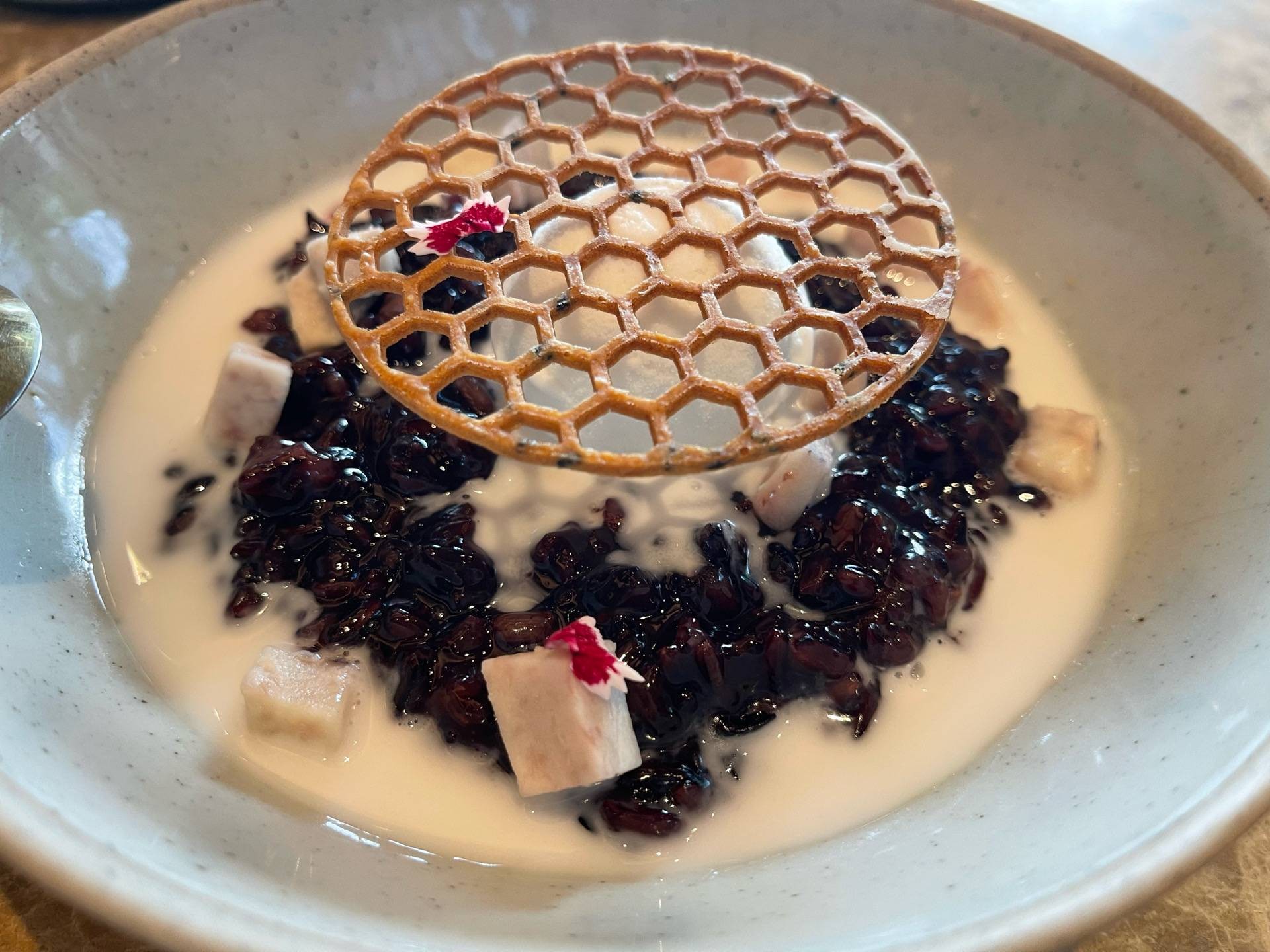 รีวิว Akanee อัคนี - อาหารไทย รสชาติดี บริการดี