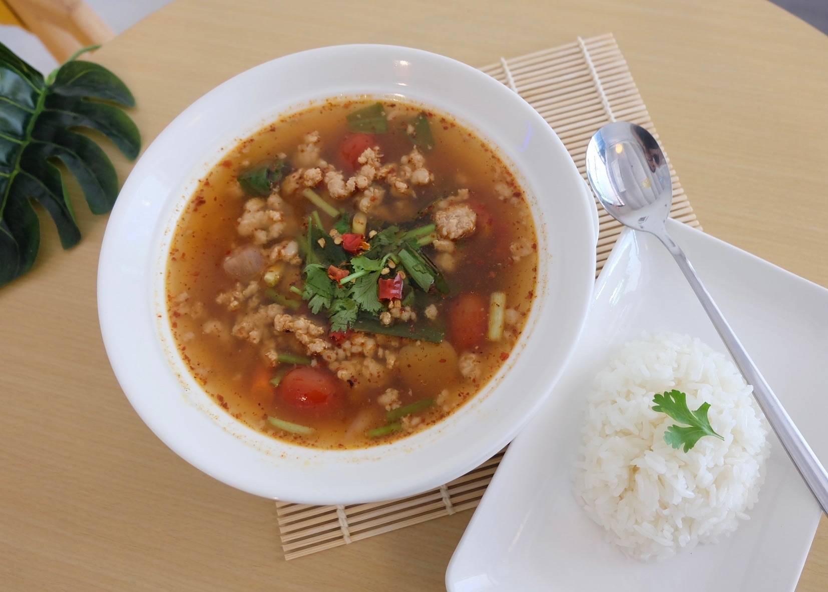 ร้าน Bur Bar คาเฟ่ & บาร์ ถนนพระอาทิตย์ Anatomy of a burger | รีวิว ...