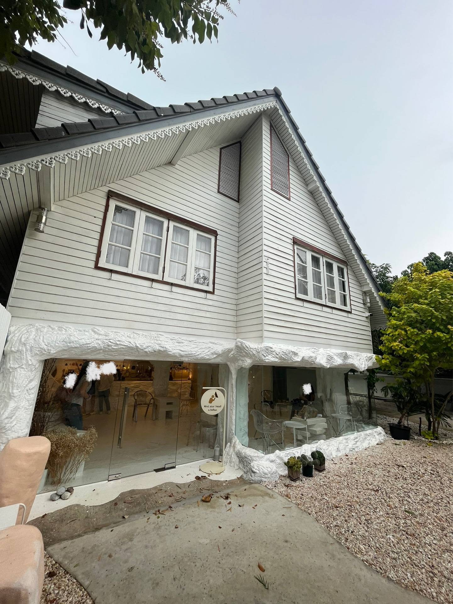 รีวิว Kuha คุ-หะ Coffee Gallery - Kuha คุ-หะ 🪐🍵🧃 คาเฟ่ลักษณะเหมือนถ้ำ ...