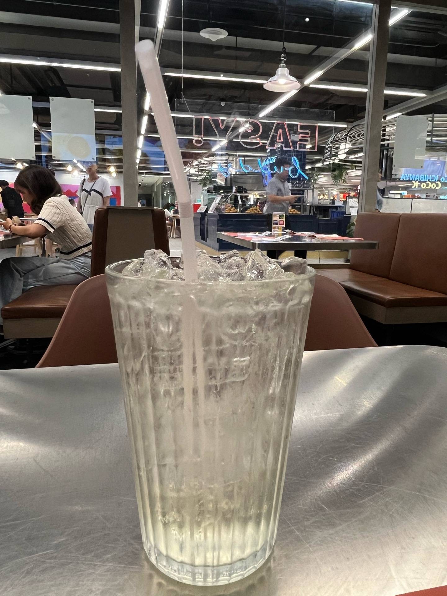 รูป Easy! Buddy Easy Buddy Central World
