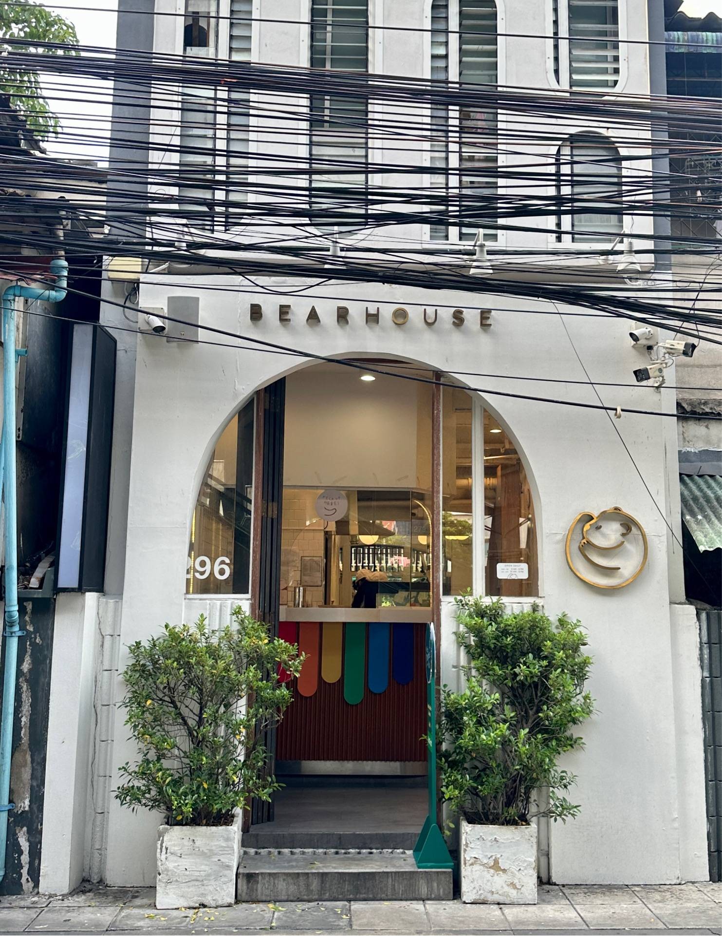 รีวิว BEARHOUSE สะพานตากสิน - ความอร่อยใหม่กับซีรีย์ชาผลไม้นุ่มชีส