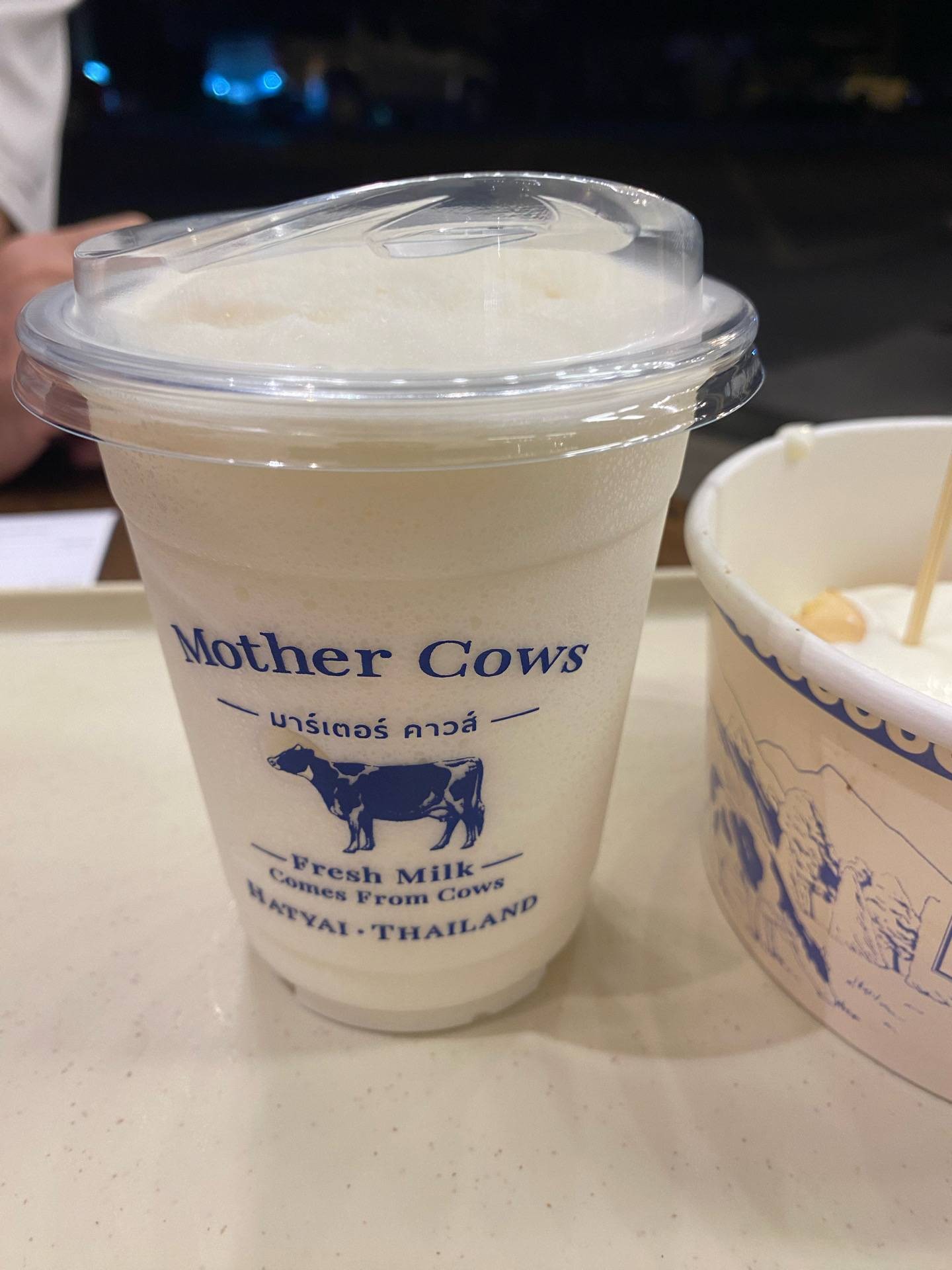 รีวิว Mother cows Hatyai - นมสเลอบี้อร่อยมาก