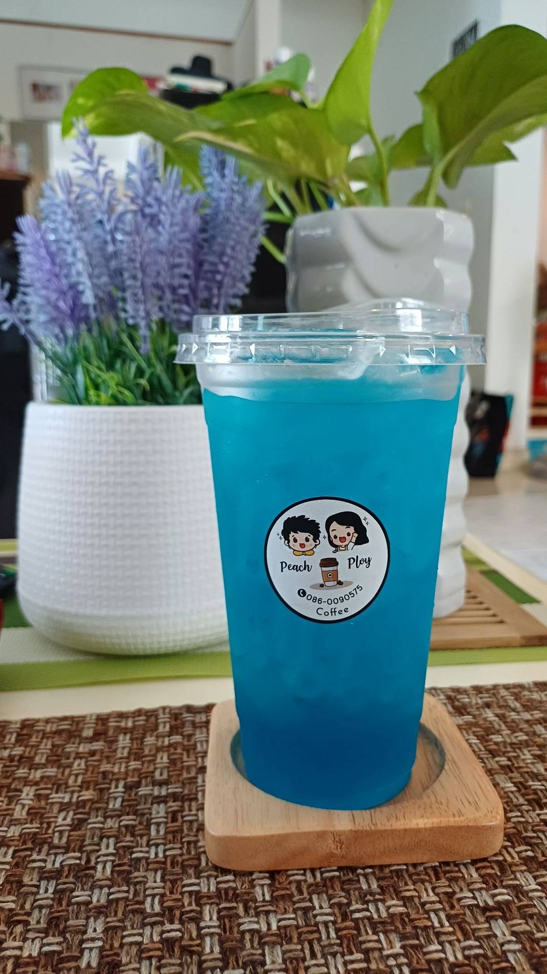 Peach & Ploy Coffee2 - สั่งอาหารเดลิเวอรี | Wongnai x LINE MAN