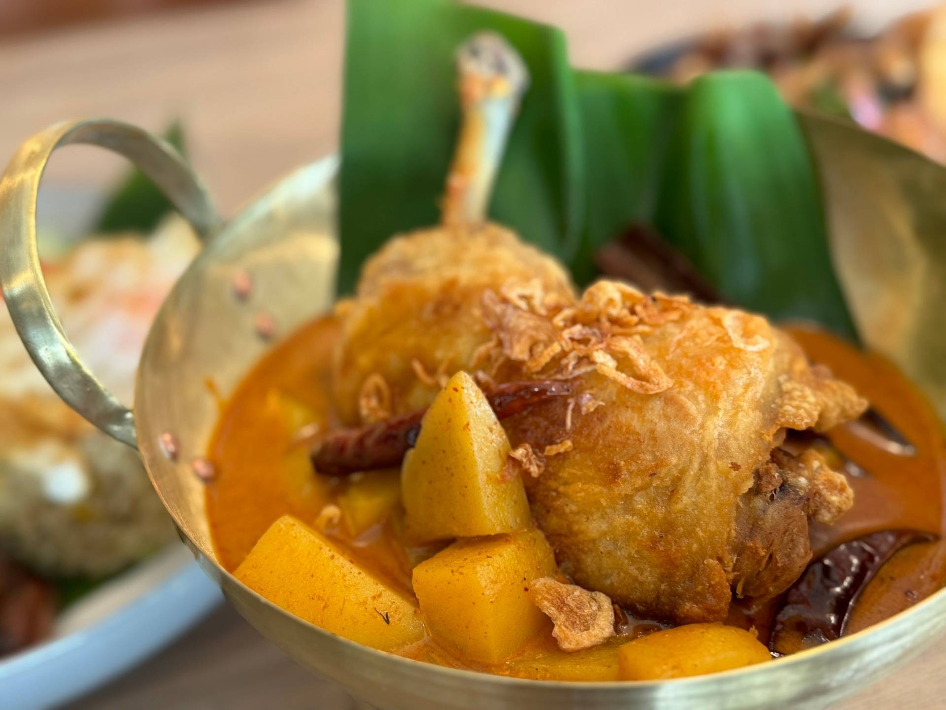 รีวิว The Factory Corner - ร้านอาหารไทยร่วมสมัย รสชาติเข้มข้น
