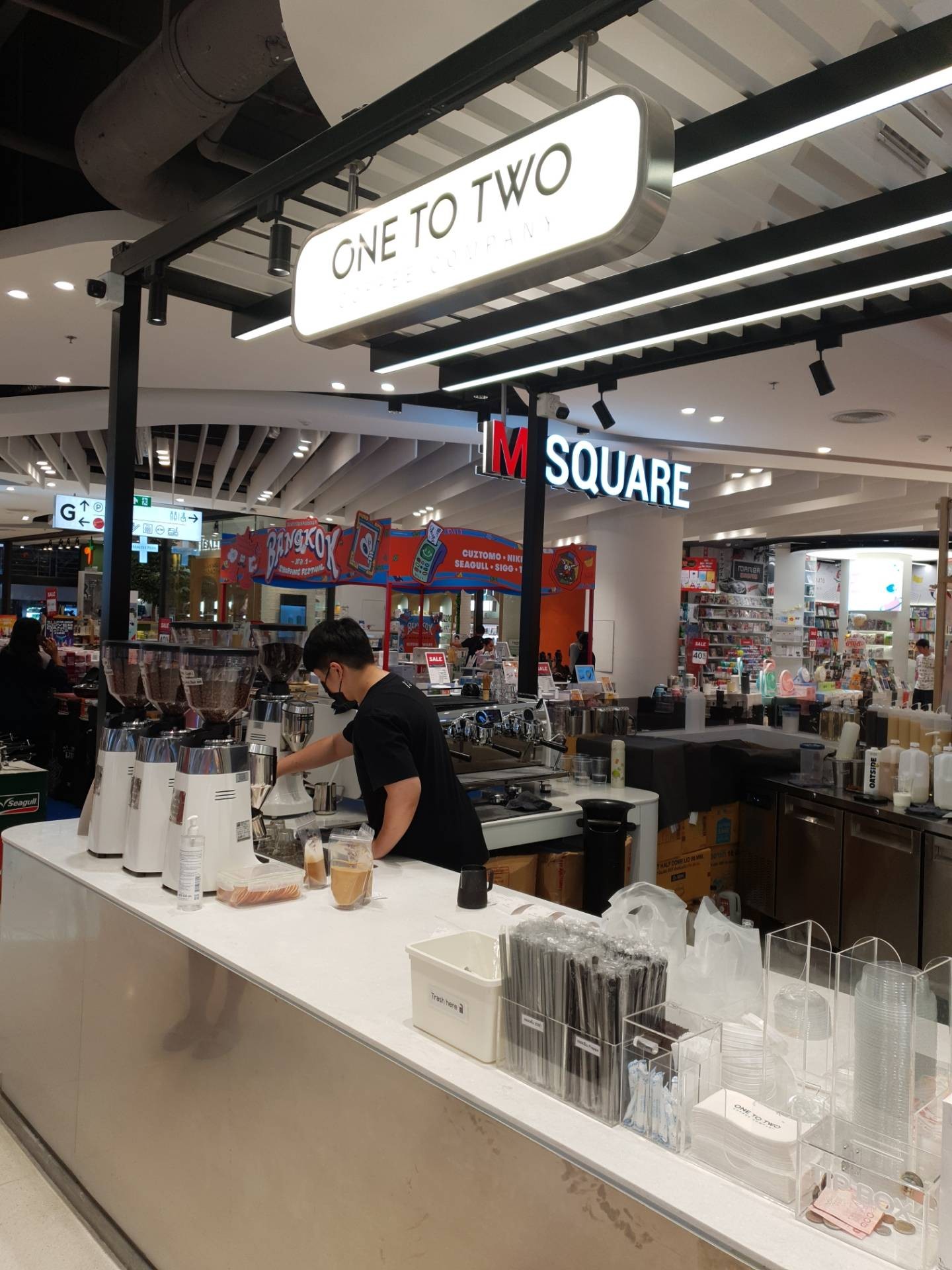 รูป One To Two Coffee the mall bangkapi