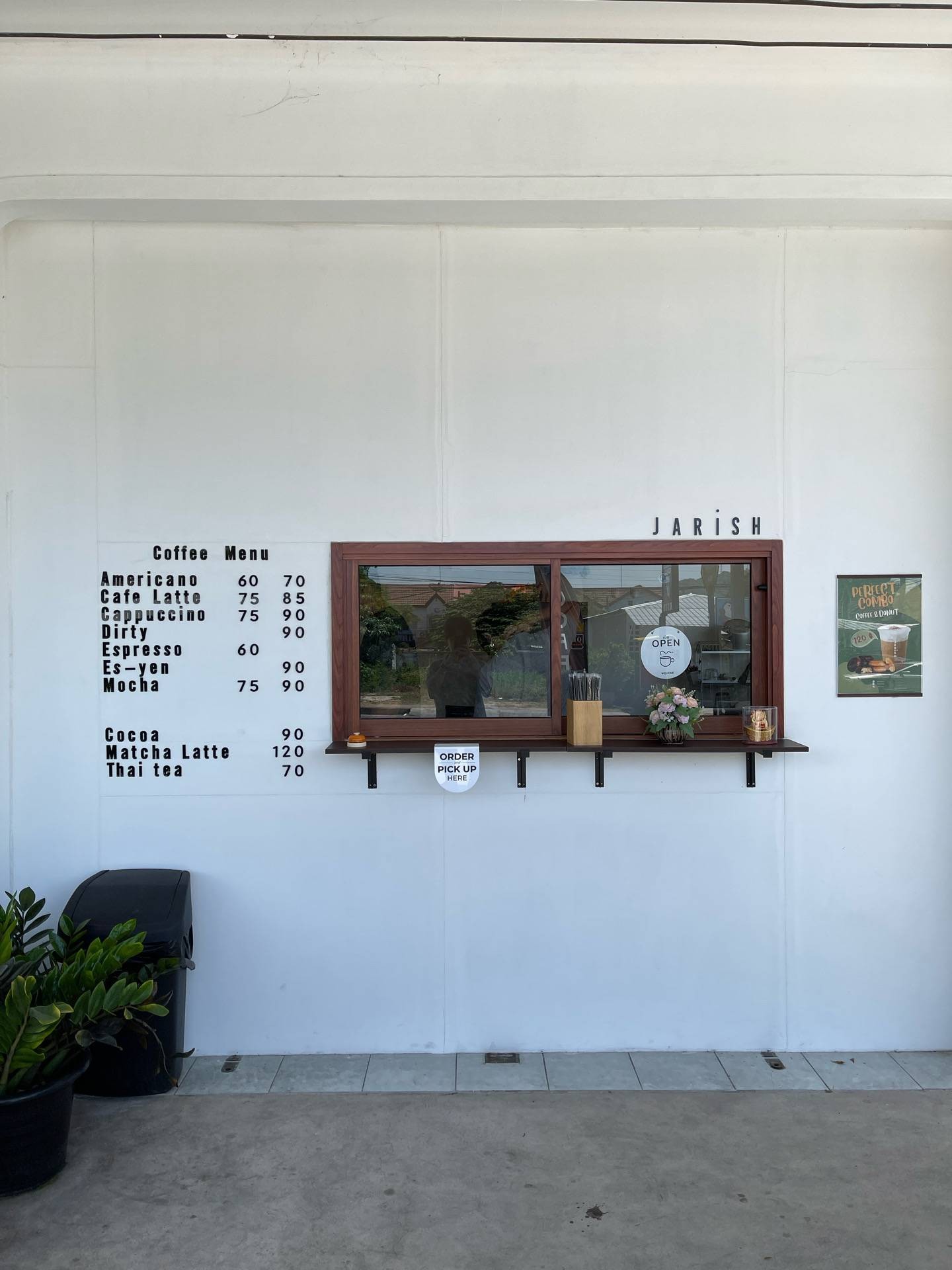 รีวิว Jarish Coffee ศรีราชา - คาเฟ่มินิมอลเปิดใหม่ ราคาเข้าถึงง่าย จุด ...