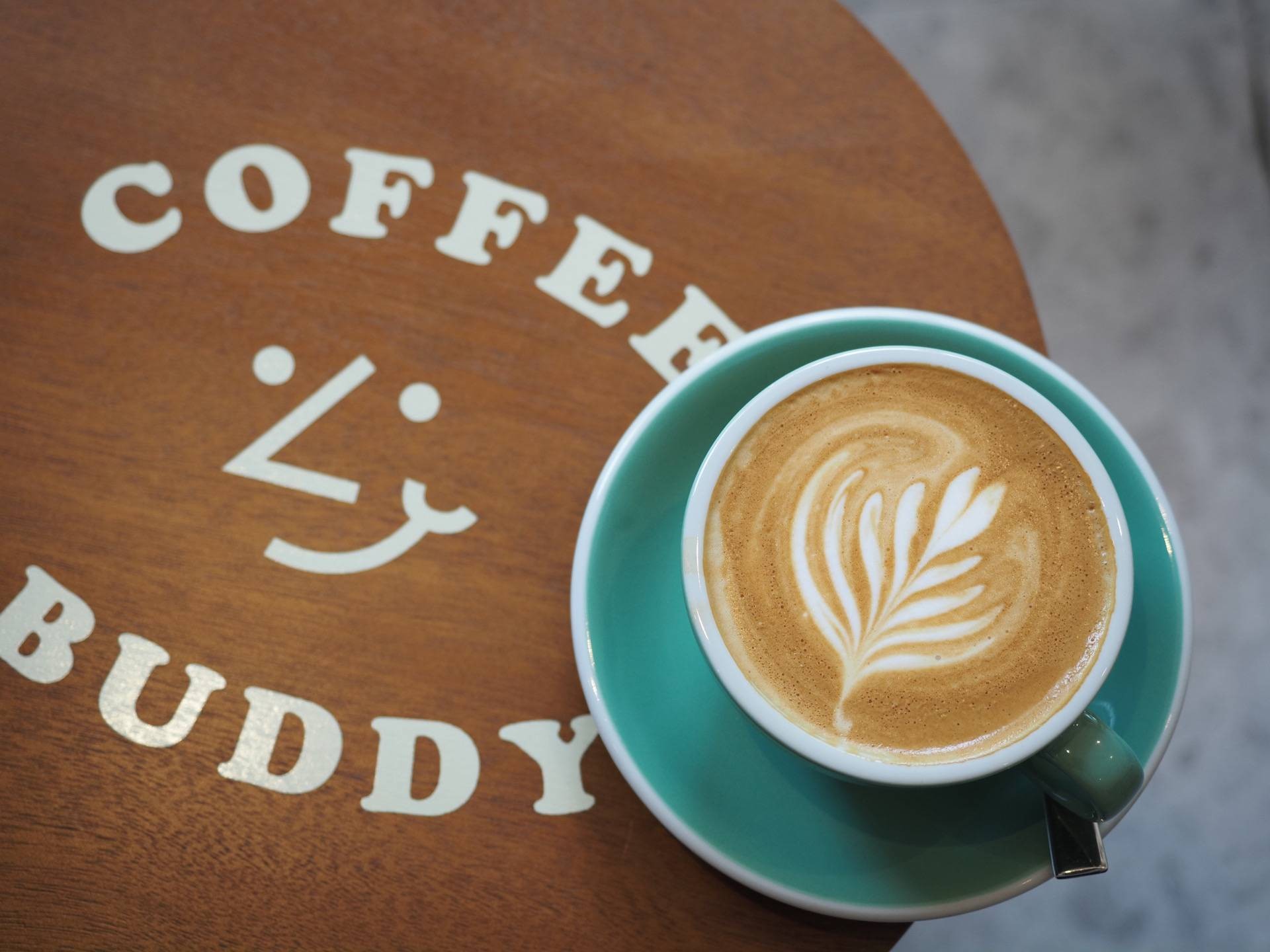 รีวิว The Summer Coffee Company Talat noi - Cafe ลุ๊คโดดเด่นในย่านตลาดน้อย