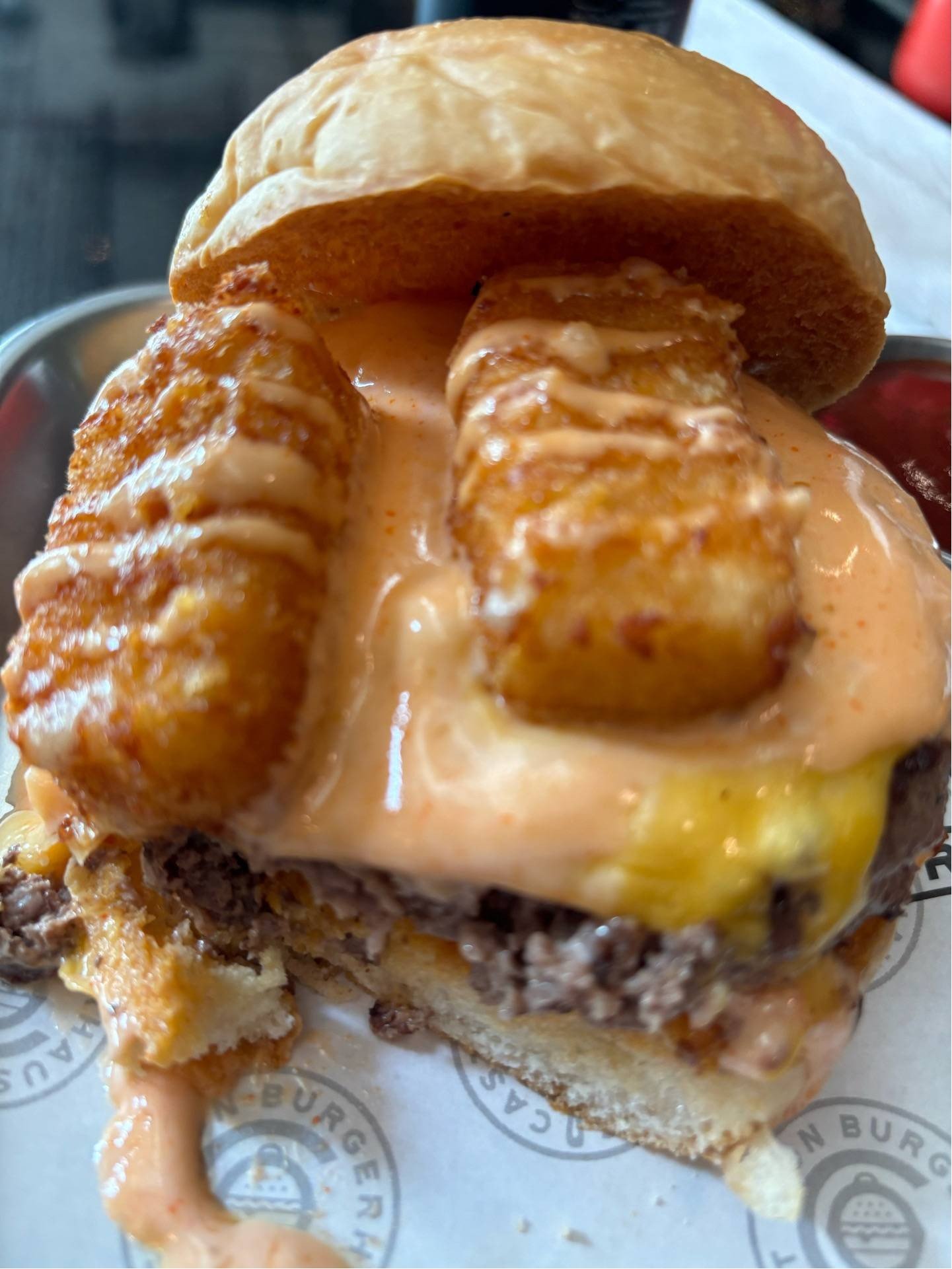 รูป Cast Iron Burgerhaus