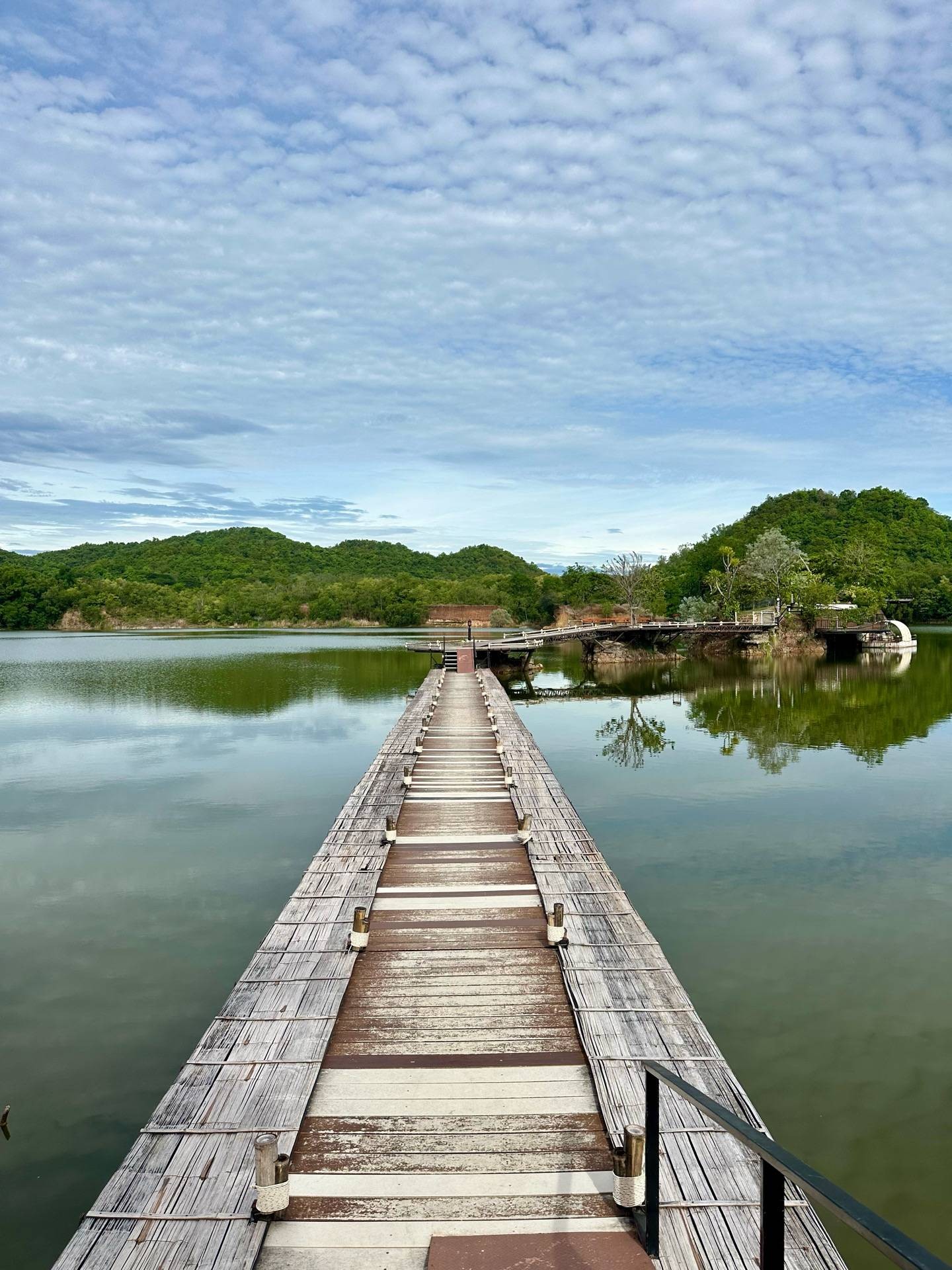 รูป Inlaya Ratchaburi