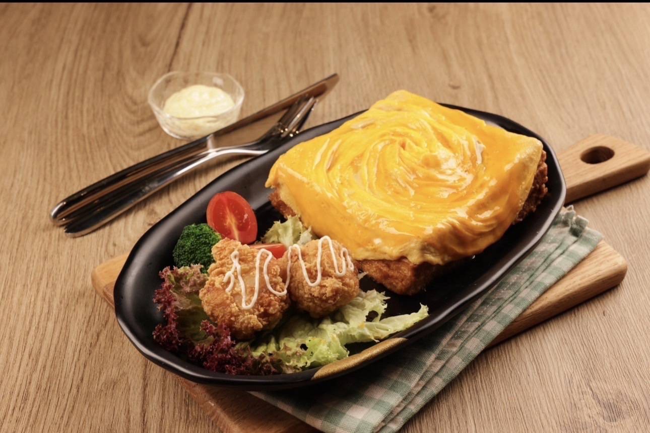 รีวิว Meet Moon Curry Omurice