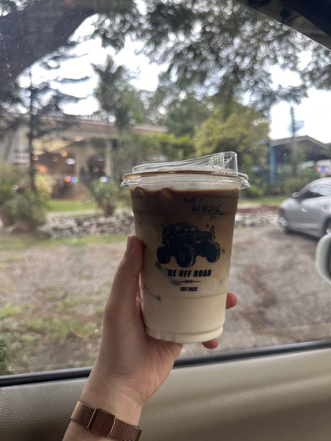 รีวิว De Off Road Cafe