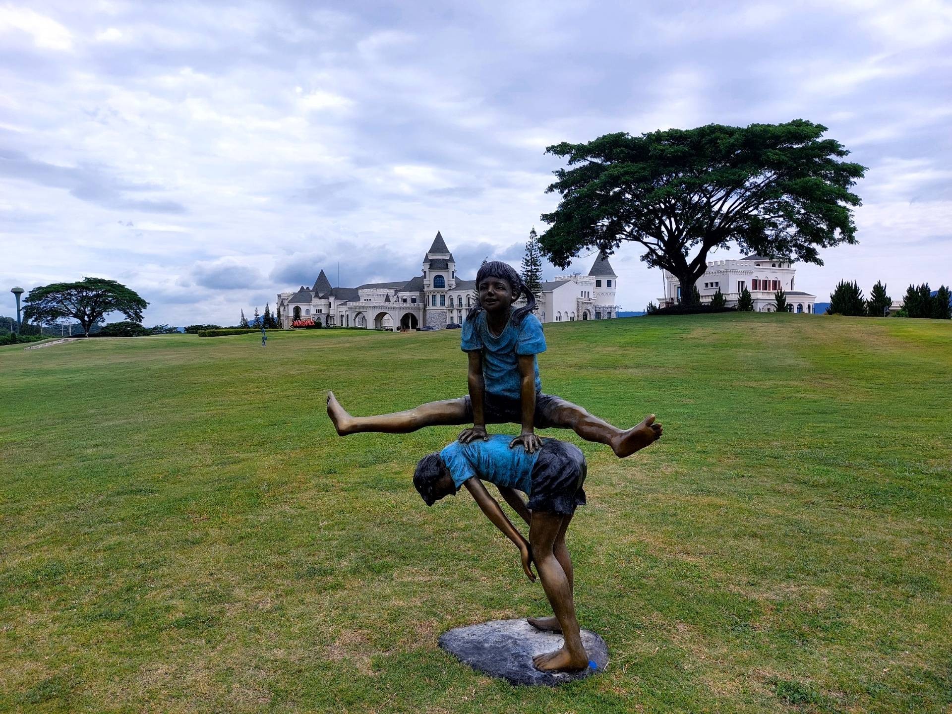 รูป Bergh Apton Khaoyai