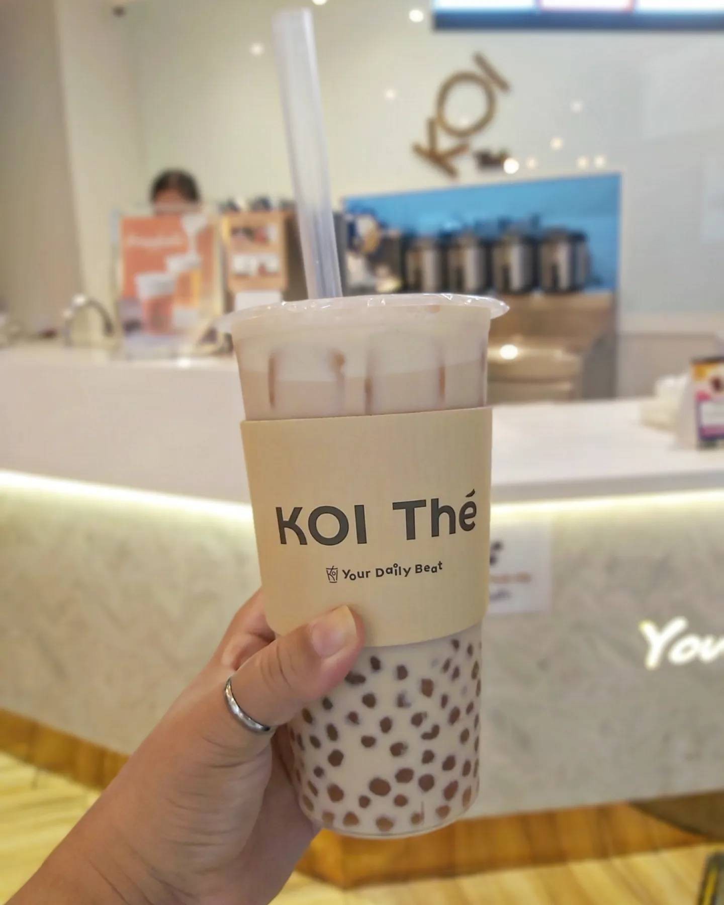รีวิว KOI Thé Silom Complex - 'ชานมไข่มุกสีทองที่คุ้นเคย'