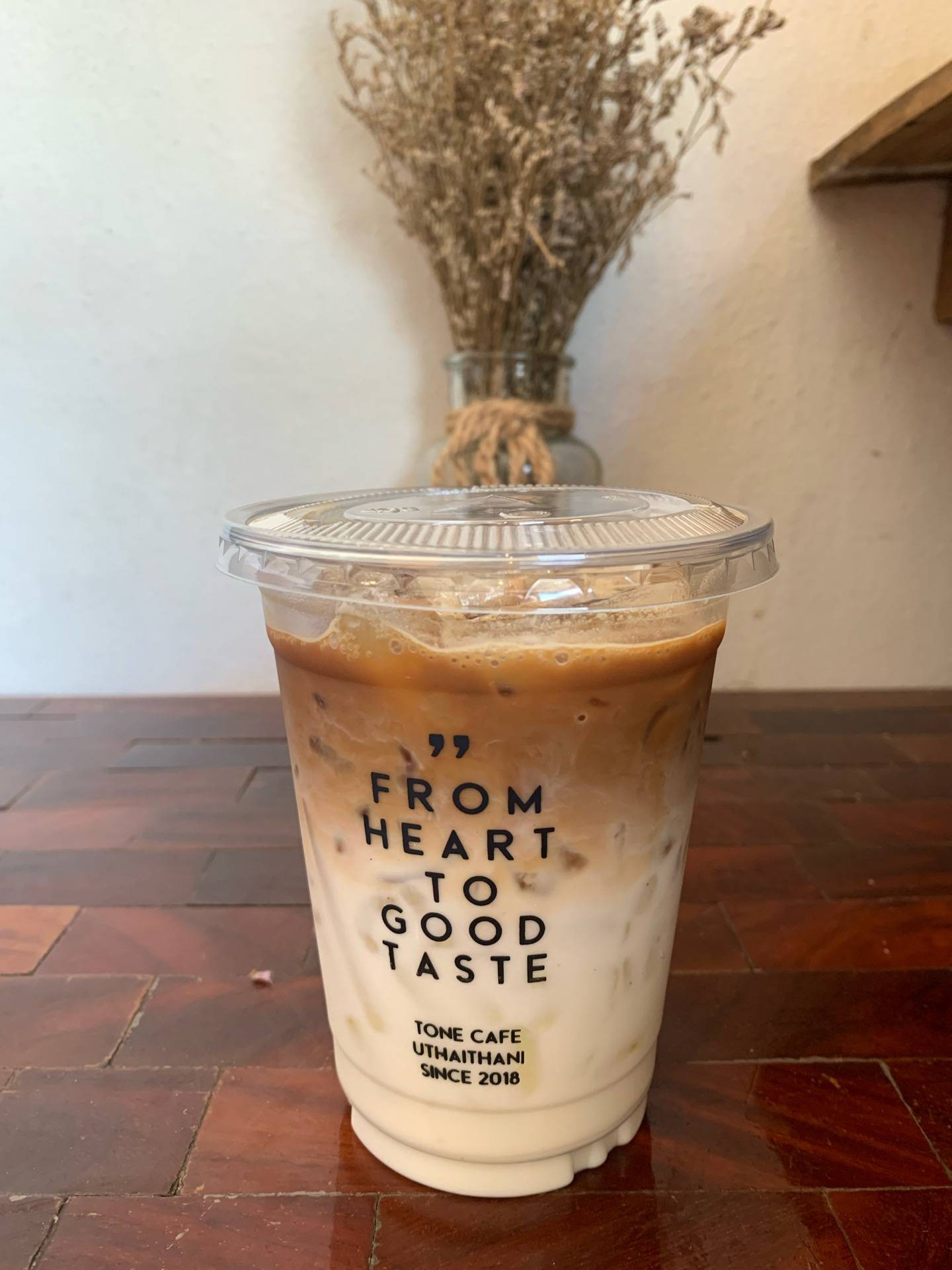 รีวิว Tone Café - ร้านกาแฟกลางเมืองอุทัย
