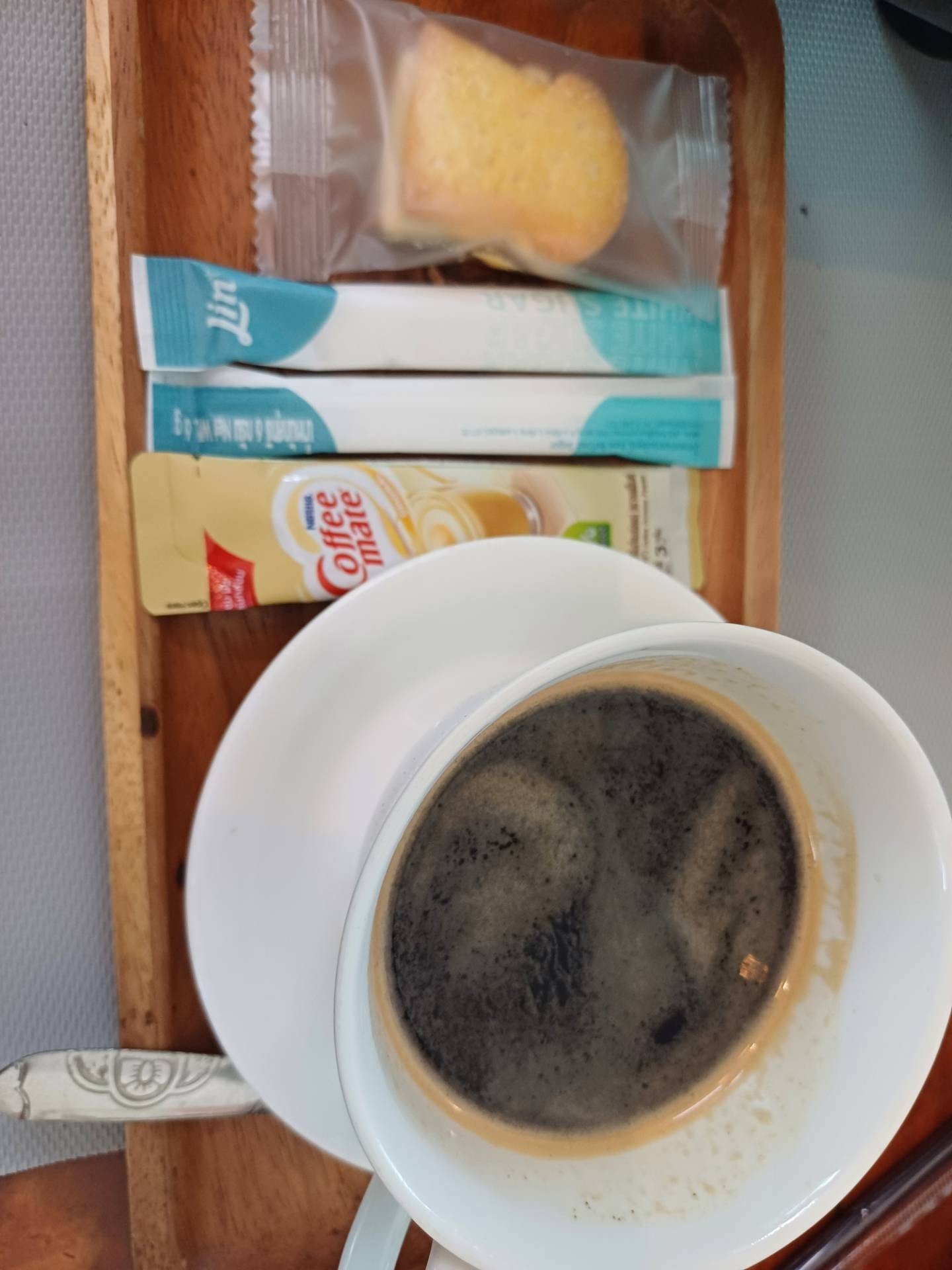 รีวิว Happy Time Coffee&Bakery - กาแฟหอมมาก แอร์เย็นด้วยนะร้านนี้