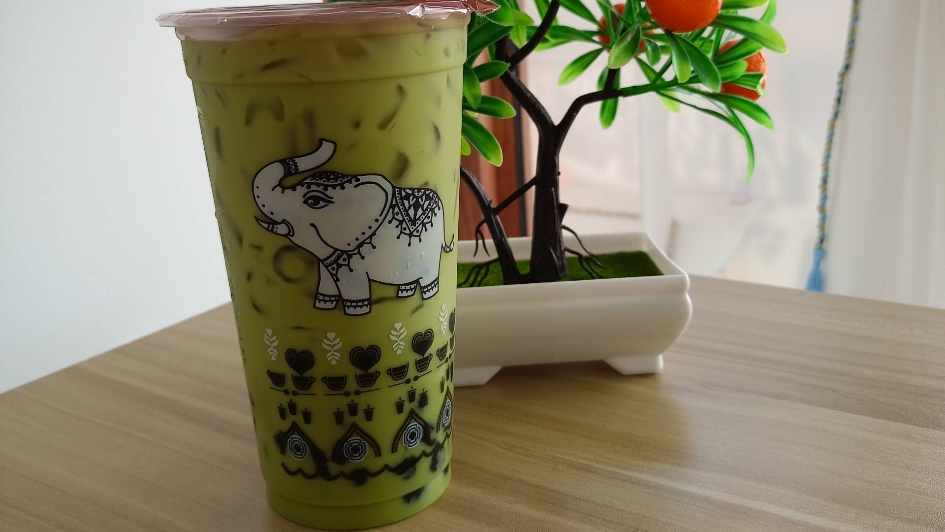 ชา.มั้ย.ล่ะ ( Cha.Mai.La ) หน้าโรงเรียนตรงเจี่ยตรงทางม้าลาย | สั่งอาหารออนไลน์ล่วงหน้า รับที่ ...