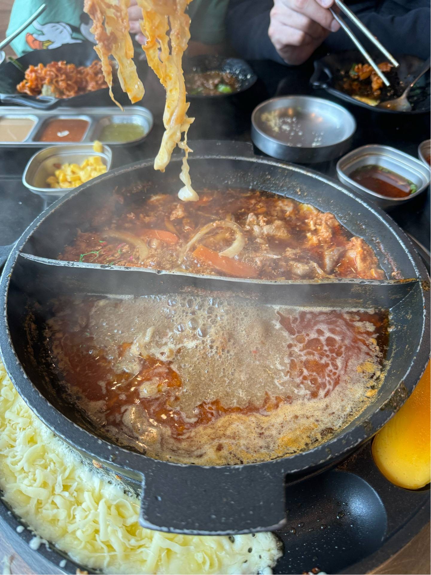 รีวิว Cheese Owl Siam Square One - ชีสอาวว บุฟเฟ่ต์เกาหลีหม้อไฟ