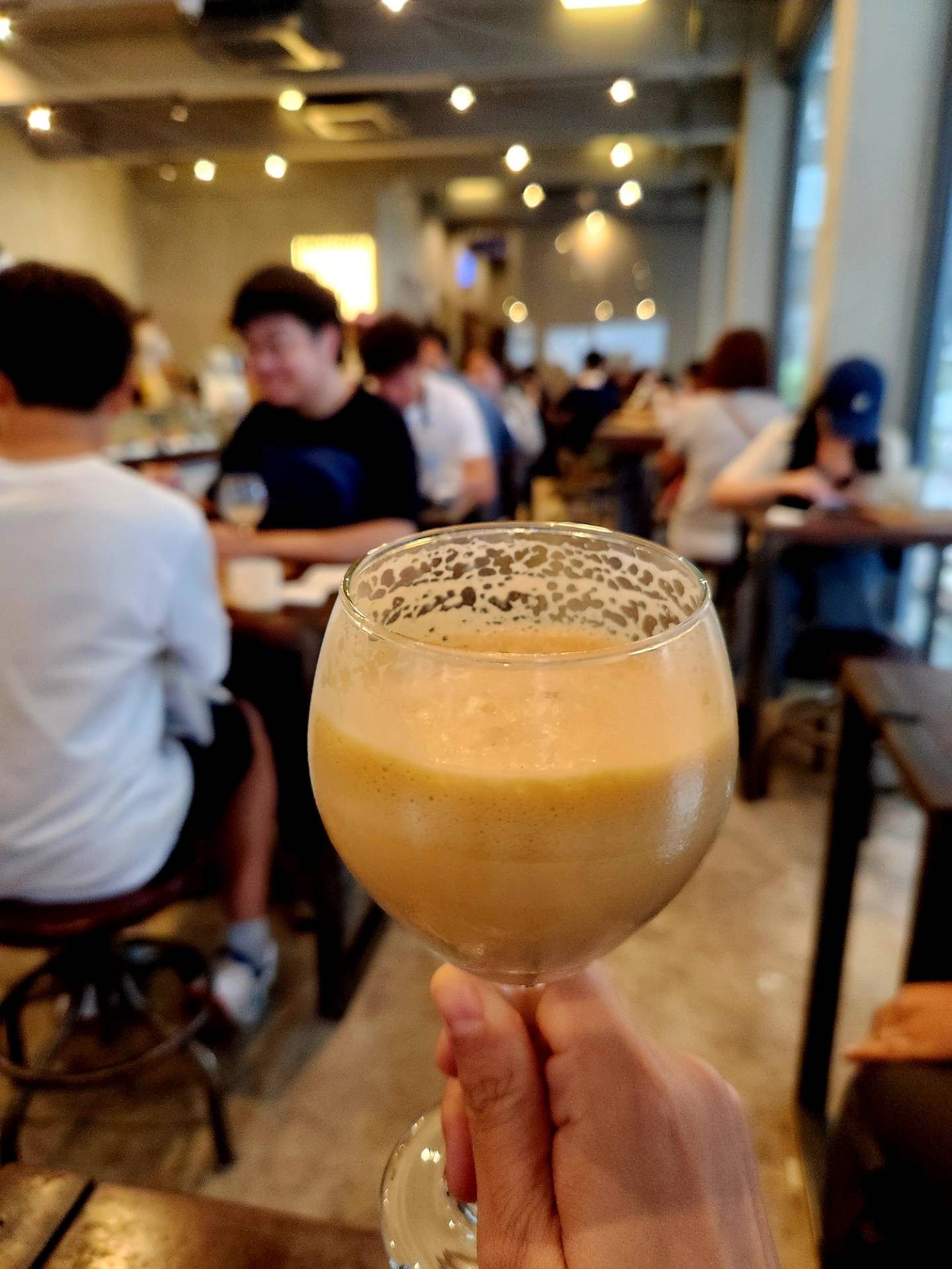 รีวิว Factory Coffee - BKK พญาไท - ร้านกาแฟที่วุ่นวายแต่ไม่อึดอัดและ ...