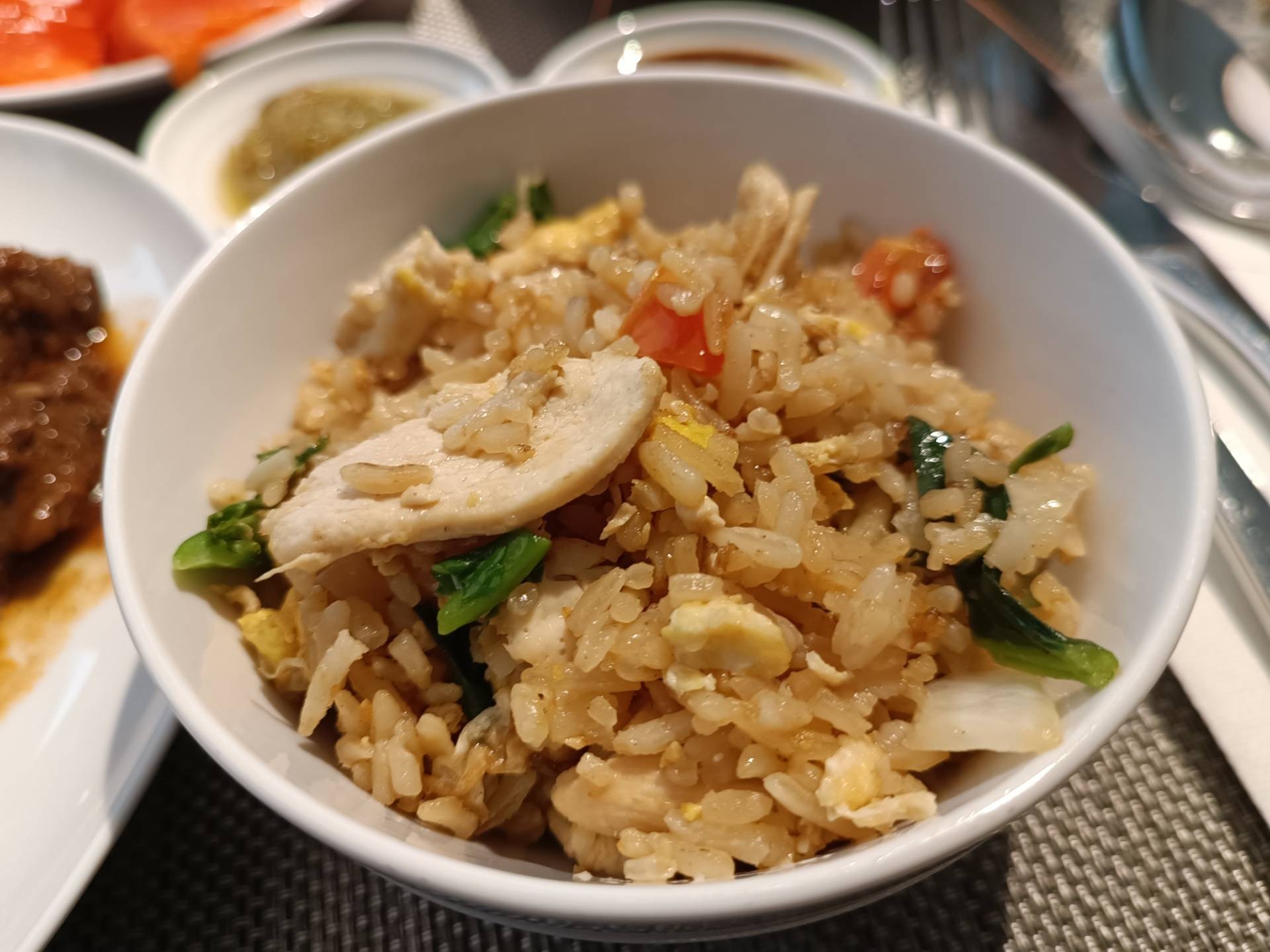 บุฟเฟ่ต์นานาชาติ ร้าน Chon Som All Day Dining by Courtyard Marriott ...