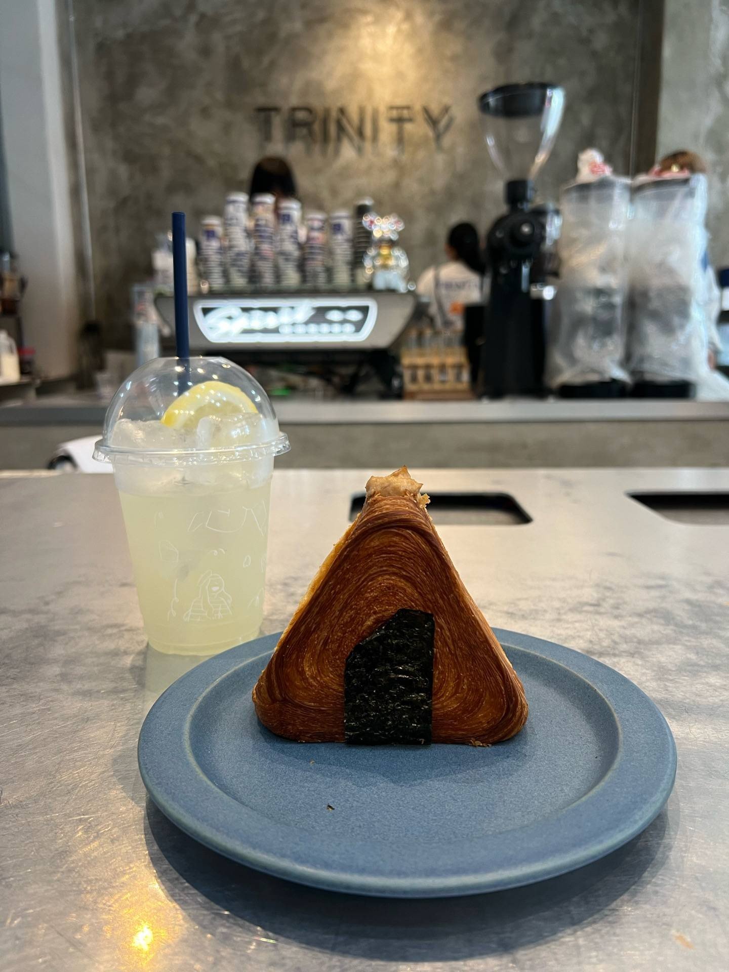 รูป TRINITY CAFÉ (สำนักงานใหญ่ - ถนนหน้าเมือง)