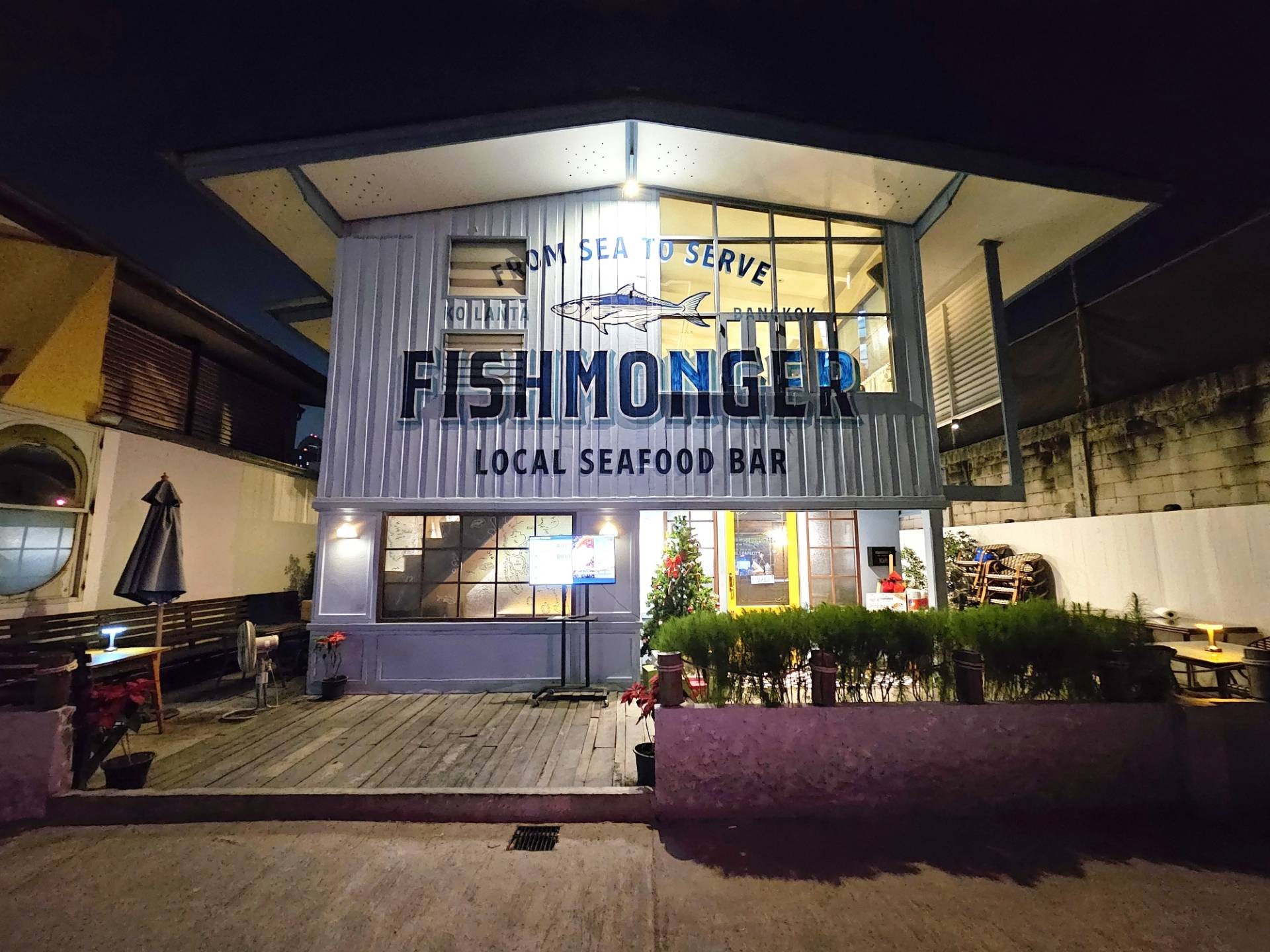 รีวิว Fishmonger อารีย์ - Fish and Chips ปลาไทยเจ้าอร่อยย่านอารีย์