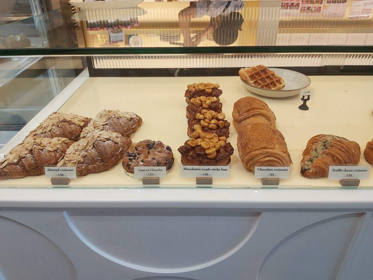 รูป Wondering Cafe & Bakeshop HQ ถนนนางลิ้นจี่