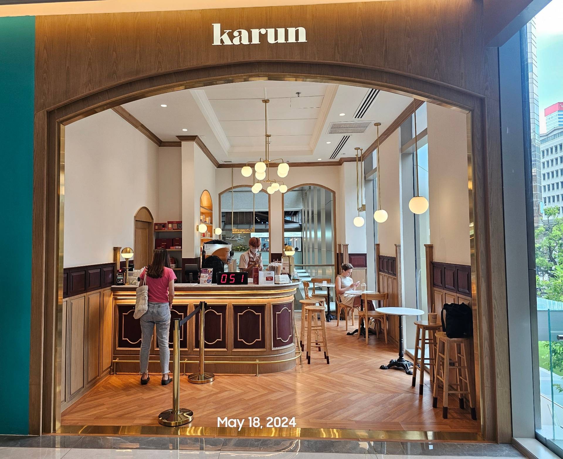 รีวิว Karun Thai Tea (ชาไทยการัน) Park Silom - ชาไทยแบรนด์ดัง กับสาขาบรรยากาศดีในย่านสีลม